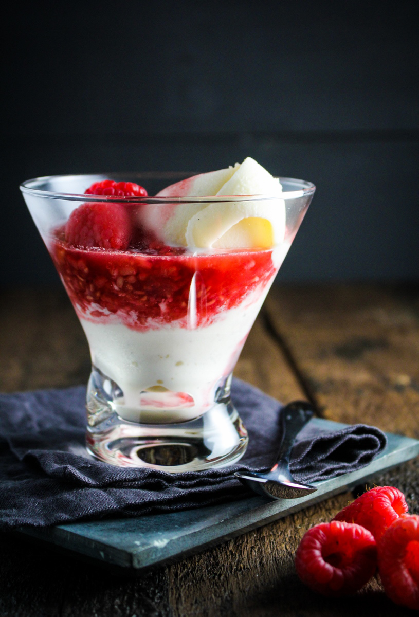 Horká Láska – Hot Raspberries with Ice Cream - Dining and Cooking