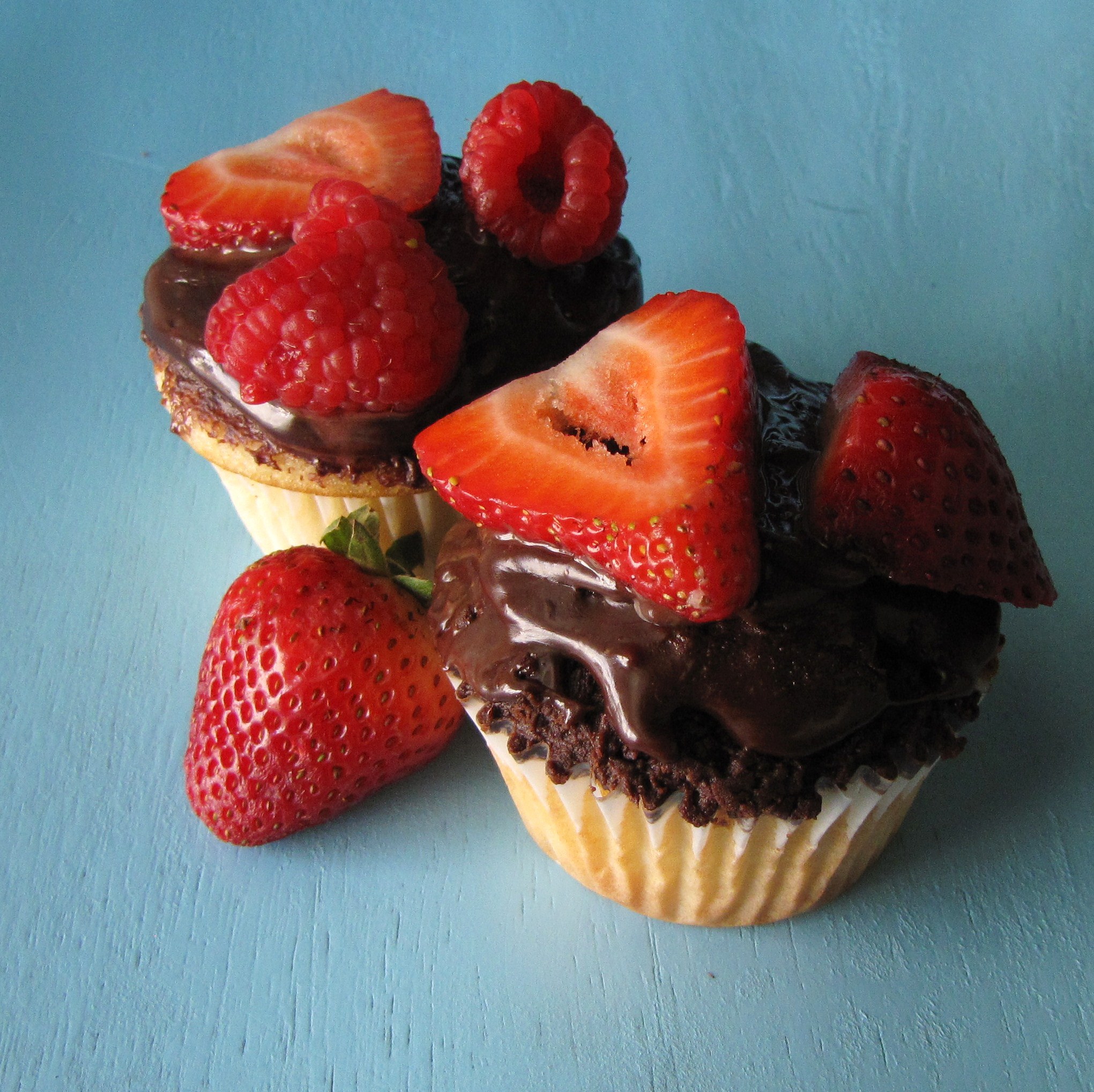 Fondue Cupcakes - Dining and Cooking
