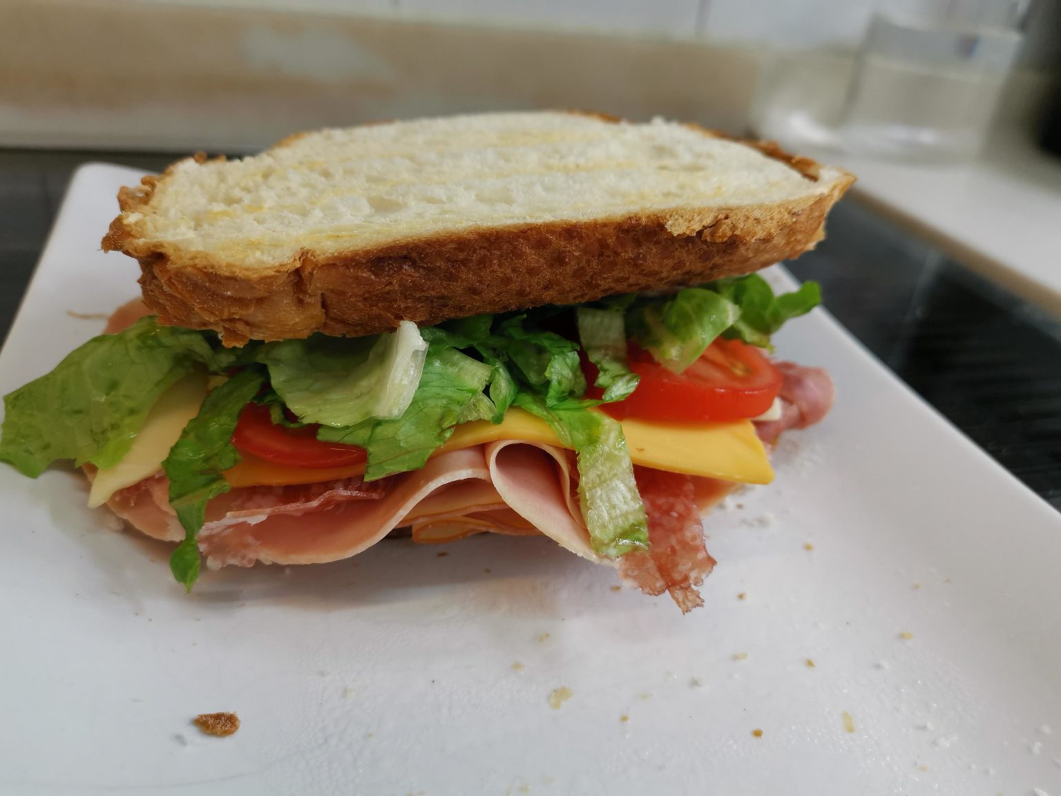 Pimpin' chicken sandwich - Dining and Cooking