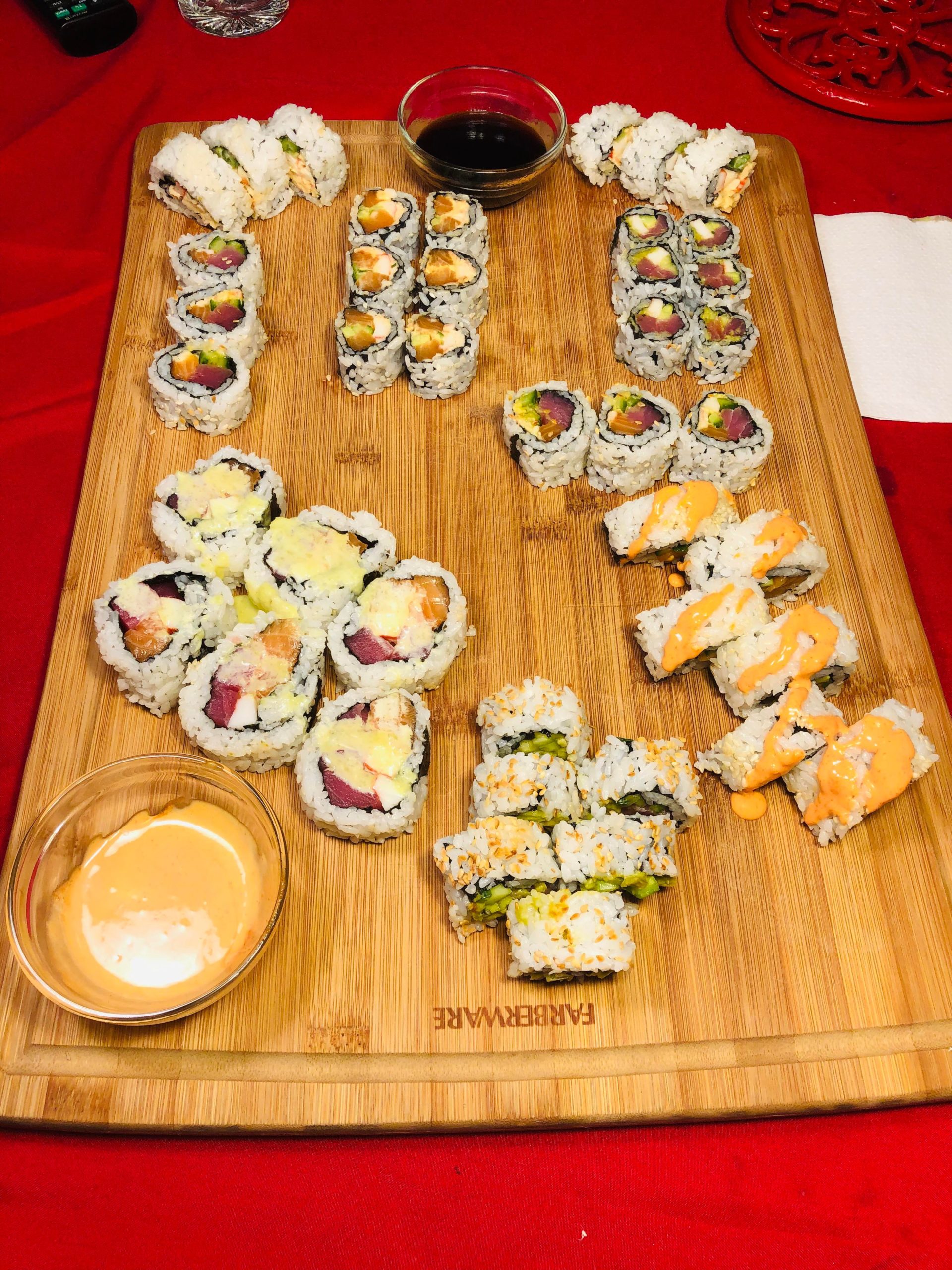 Taught my girlfriend how to make sushi rolls and we put together a ...