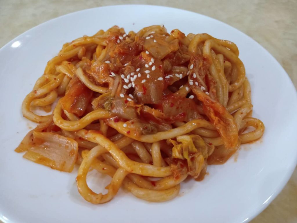 Cold mozuku tomato udon from Menchirashi in Tokyo - Dining and Cooking