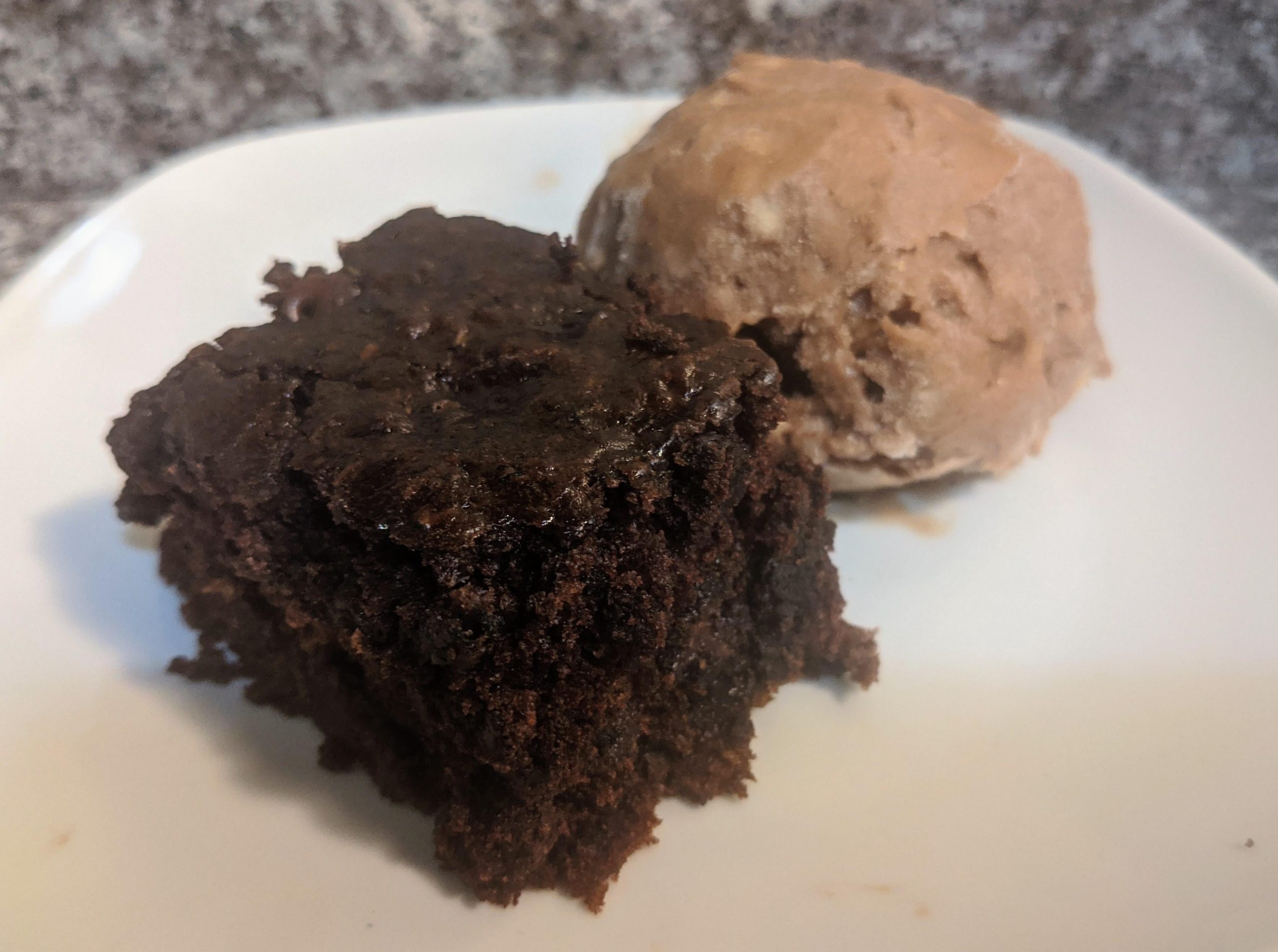 (Vegan) Sundae with zucchini brownie and Nutella banana ice cream ...