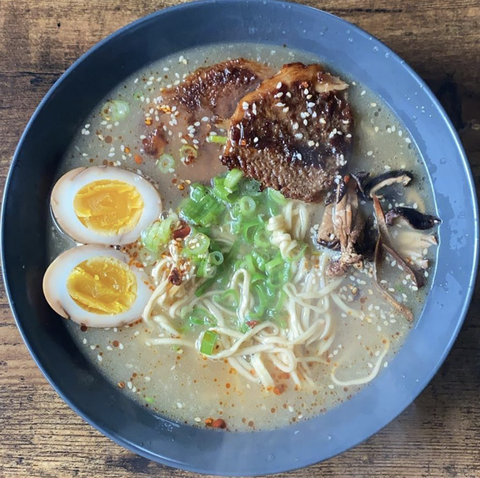 First-ever take on Tonkotsu Ramen - 15 hour boiling time, with Crispy ...