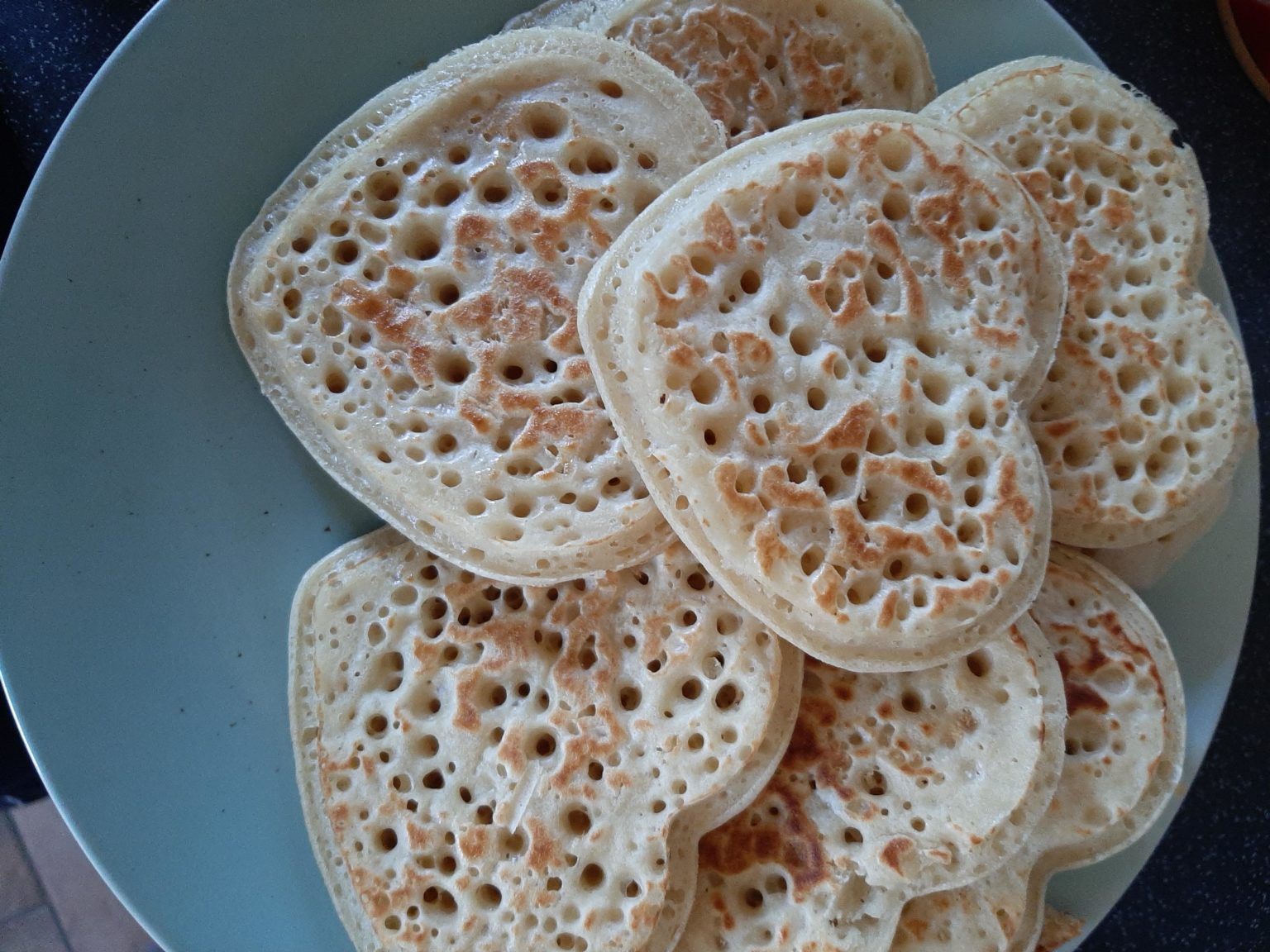 Filipino Pandesal! Using homemade breadcrumbs from my own white bread ...