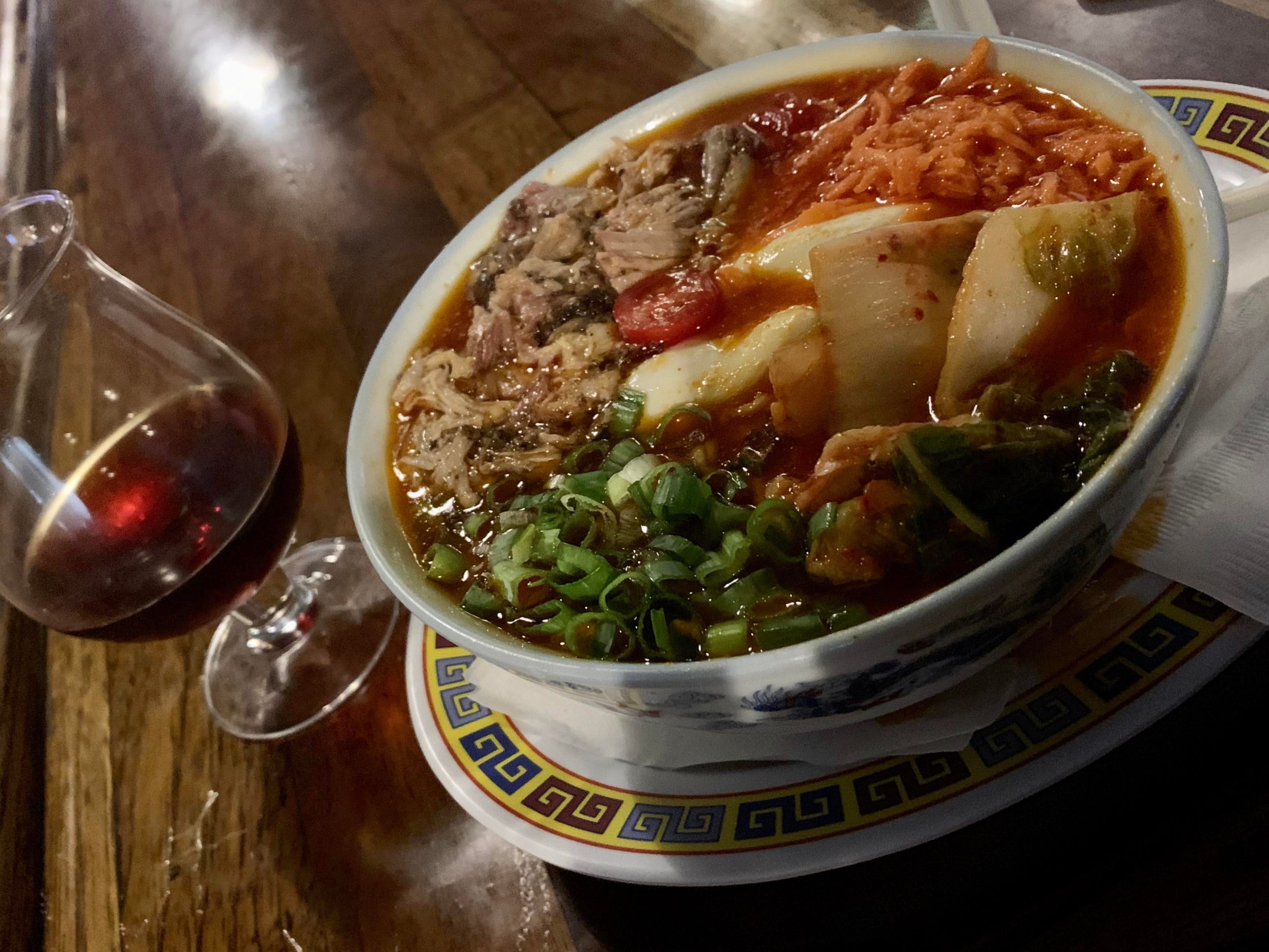 Spicy shin black ramen with pork - Dining and Cooking