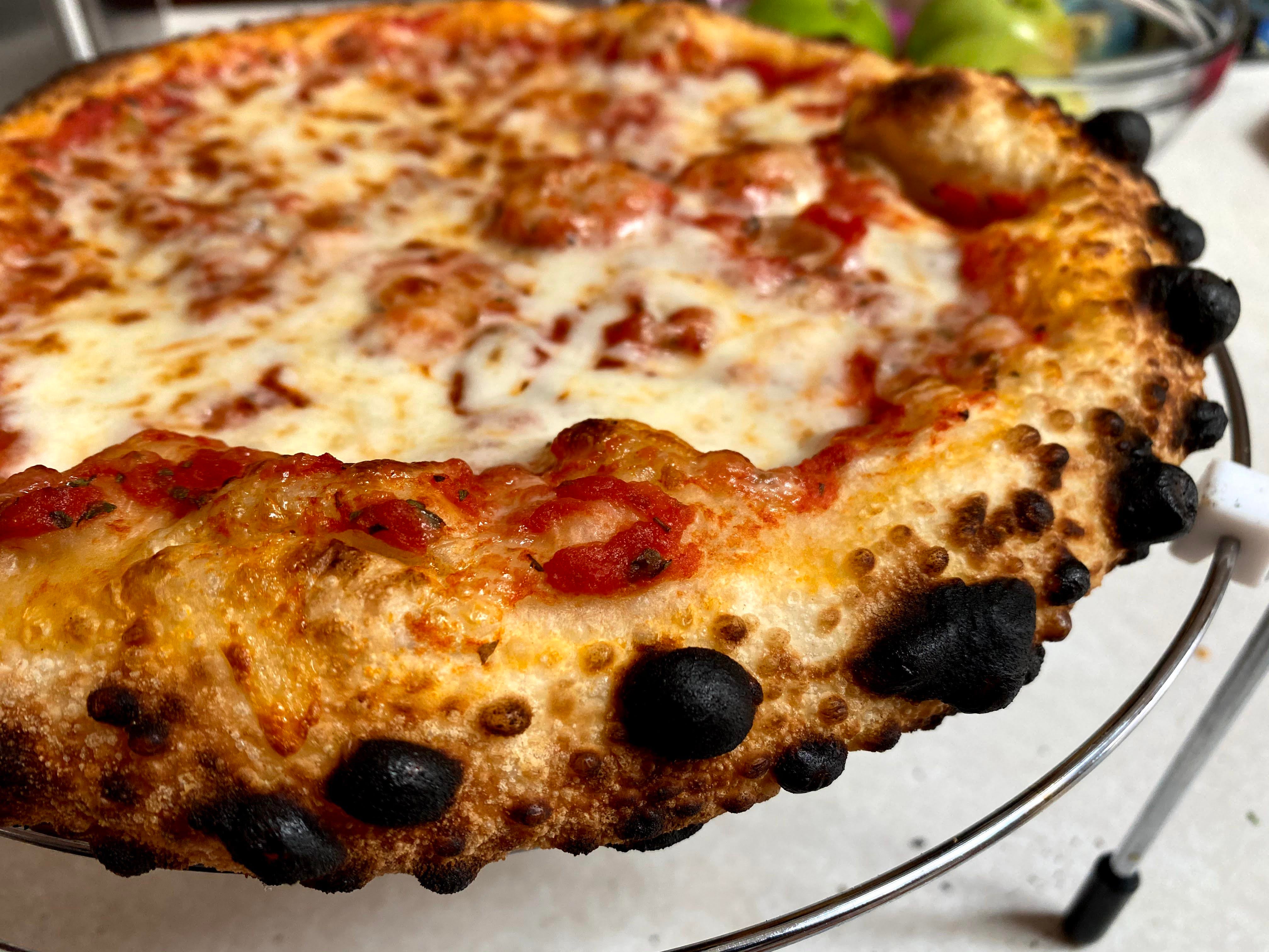 Crunchy crust. - Dining and Cooking