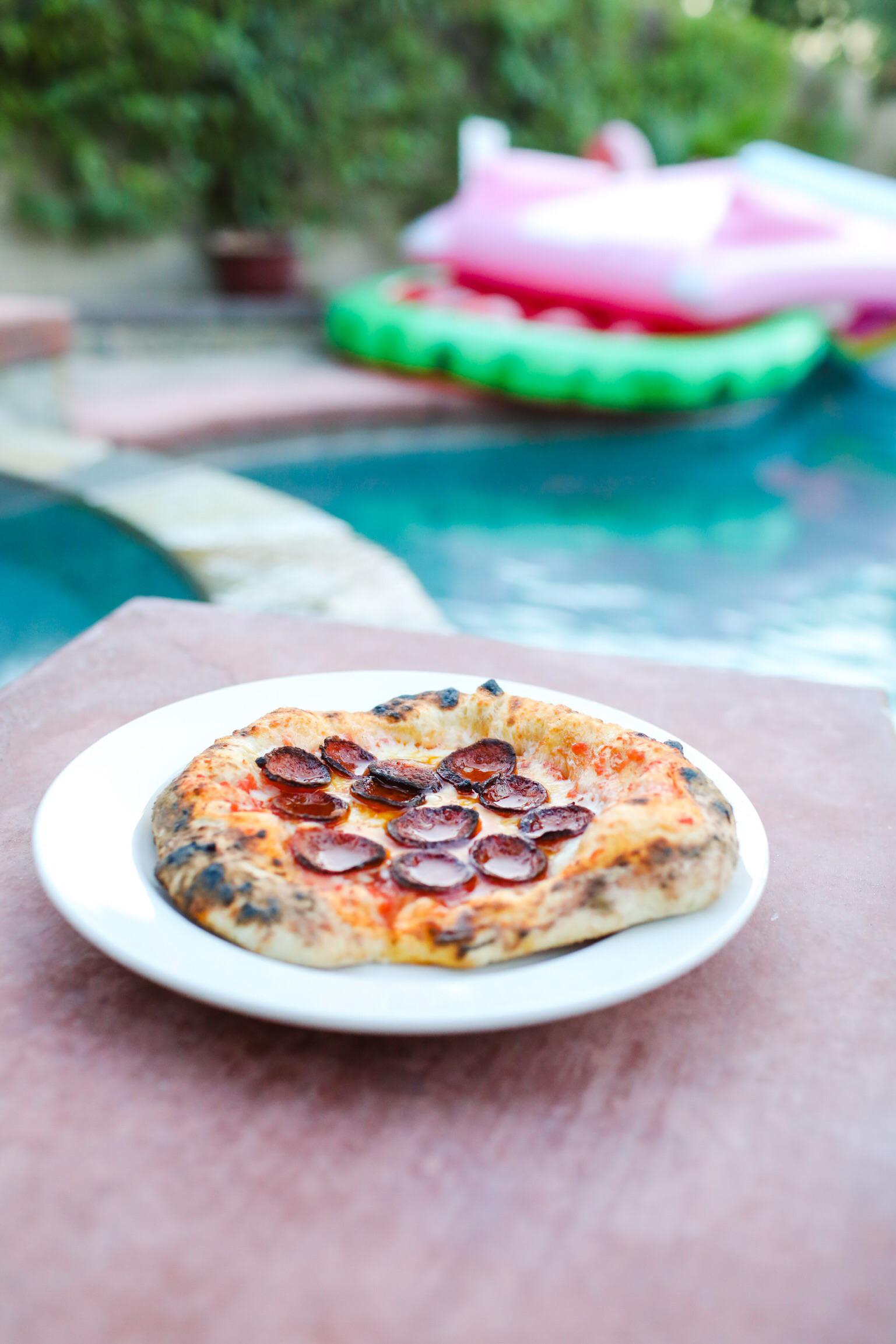 Pepperoni Pizza Pool Party - Dining and Cooking