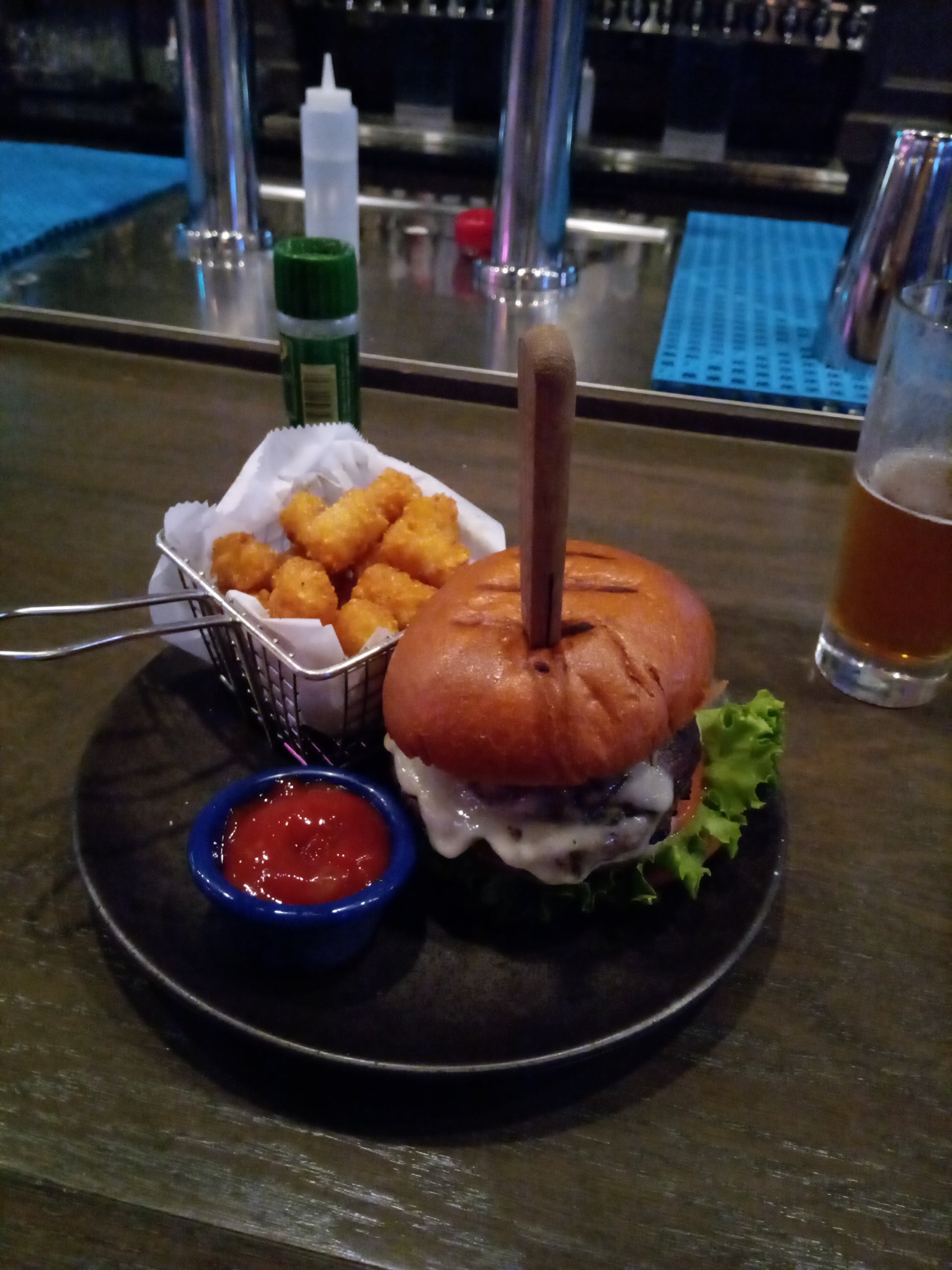 Fat Rabbit whole portobello burger - Dining and Cooking