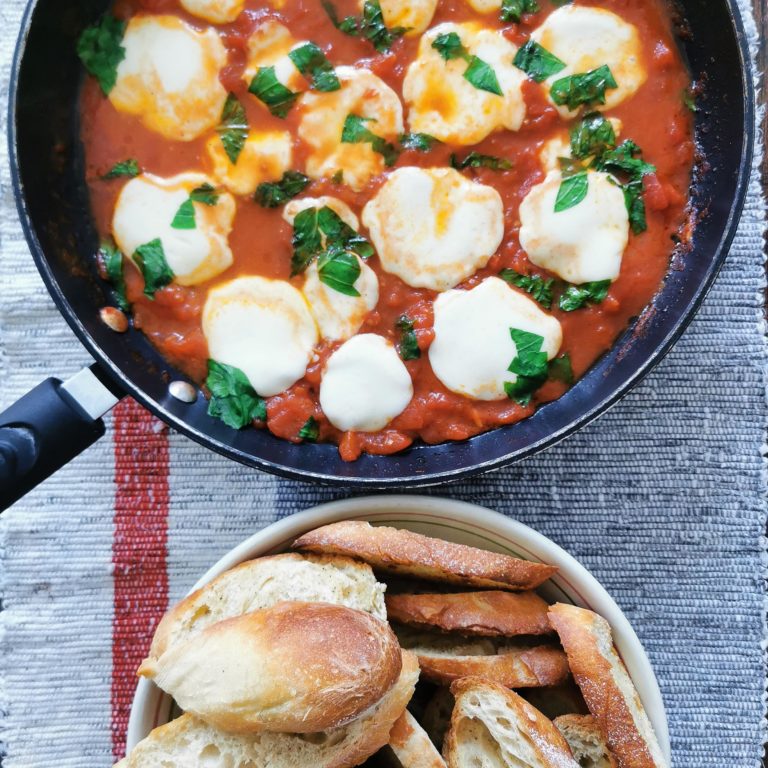 Deep fried pizza in batter (aka a pizza crunch) from glorious Scotland ...