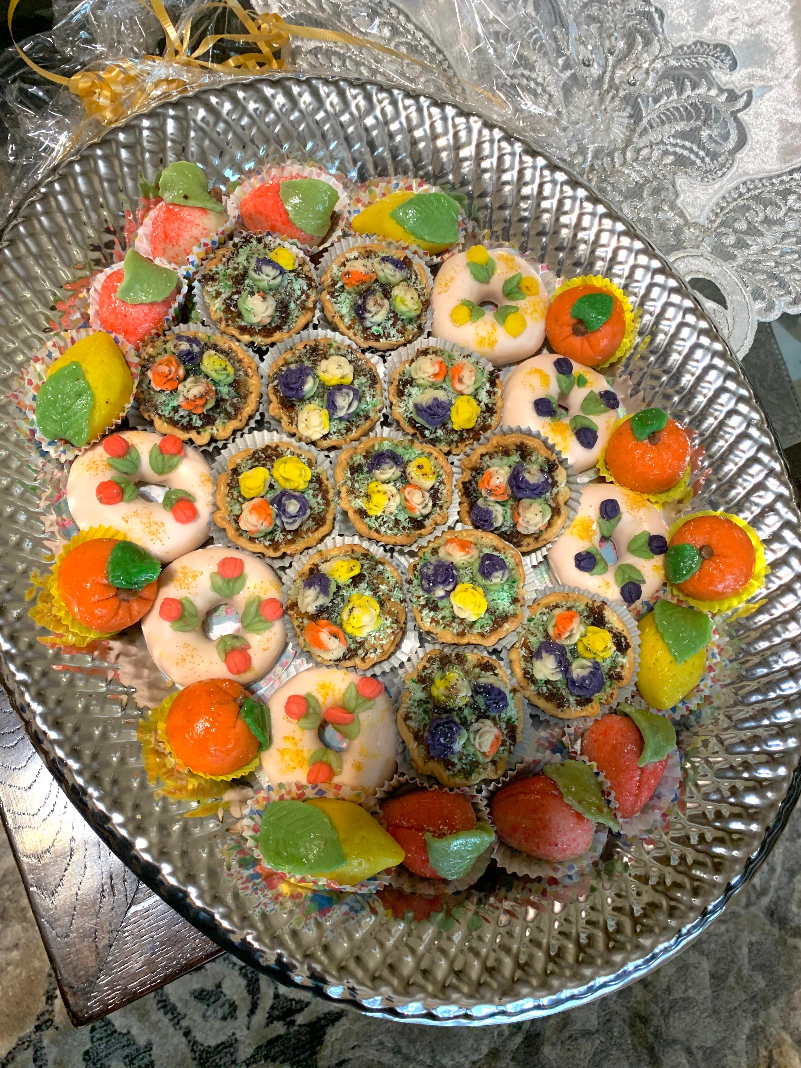 Algerian sweets made with almond paste 🍊🍋🍓 - Dining and Cooking