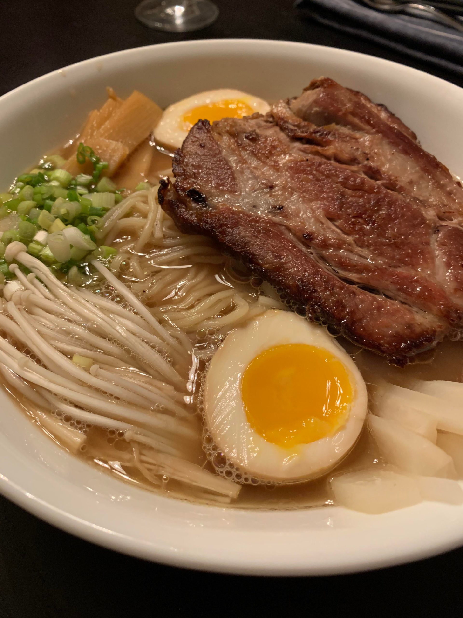 Tonkotsu with shoyu tare, pork shoulder chashu, etc. - Dining and Cooking