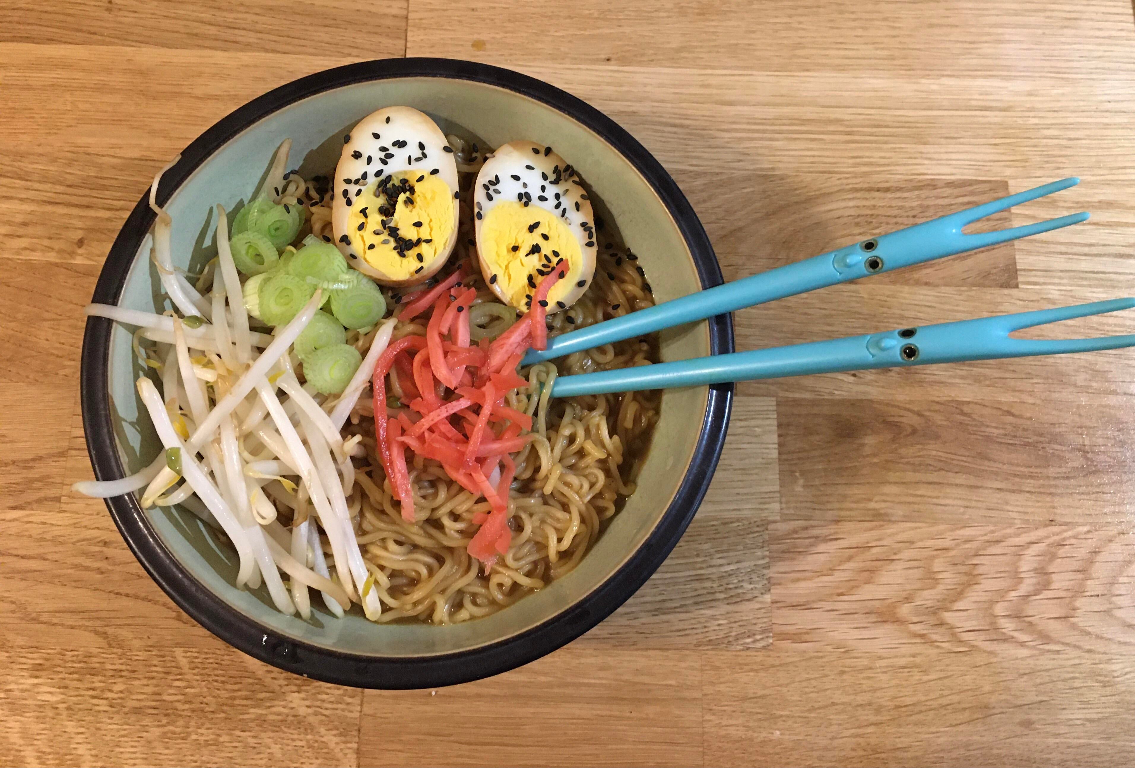 Repurposing leftovers with instant noodles. Katsu curry ramen - Dining ...