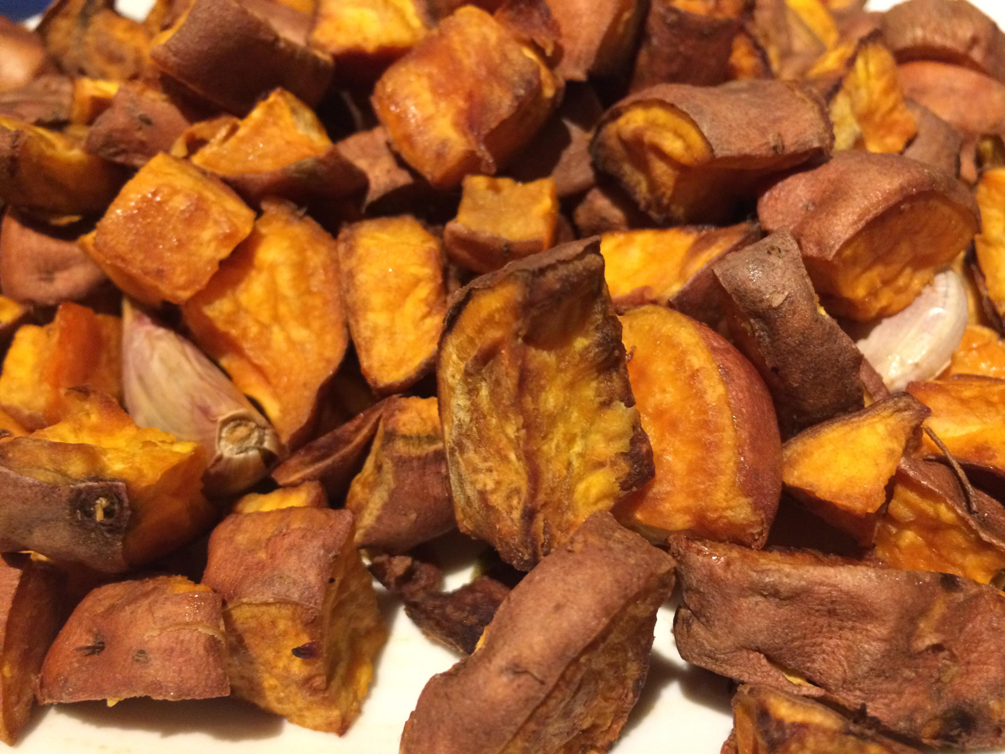 Roasted sweet potat cubes with garlic knobs - Dining and Cooking