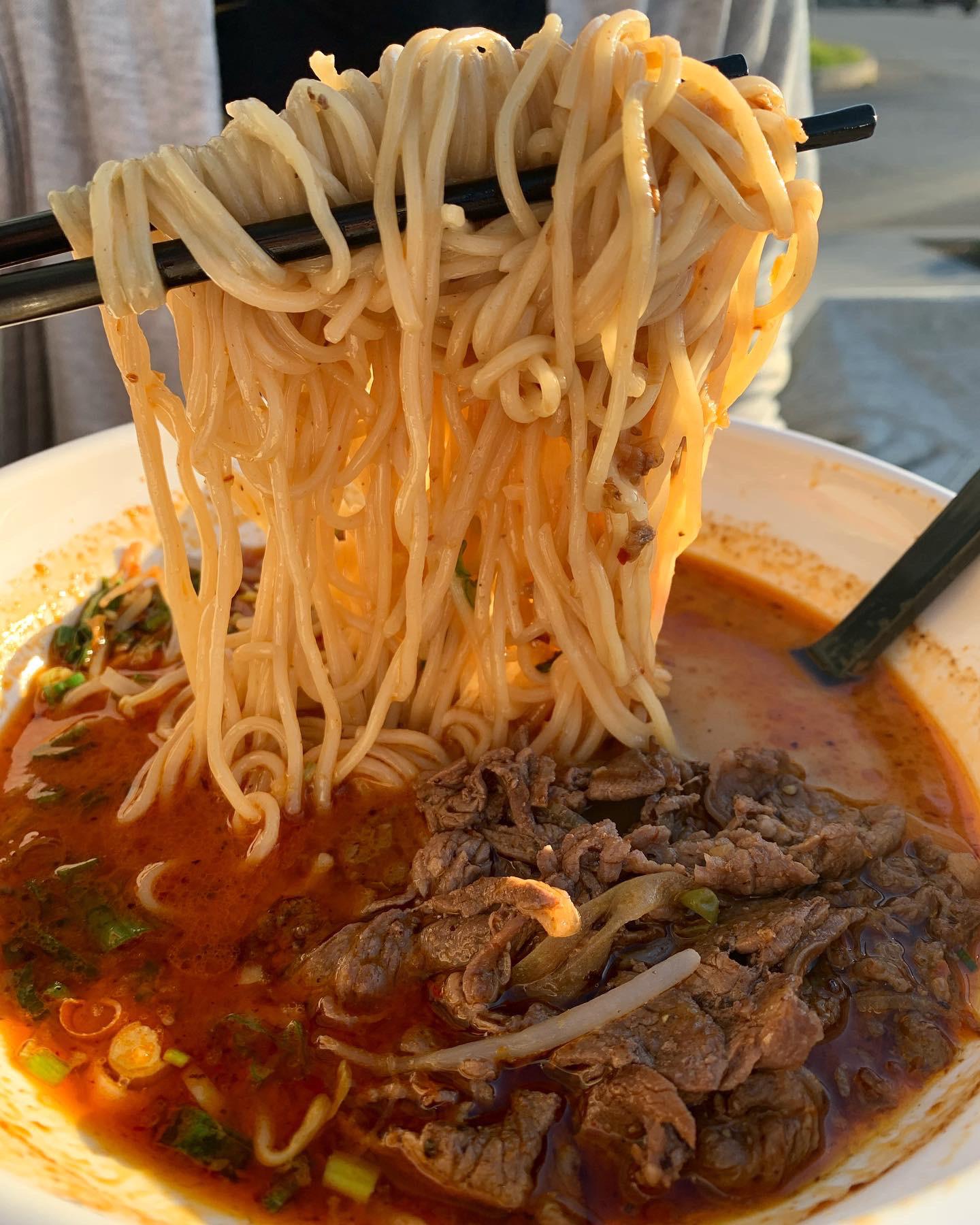 Ajisen Ramen (Spicy Beef) - Dining and Cooking