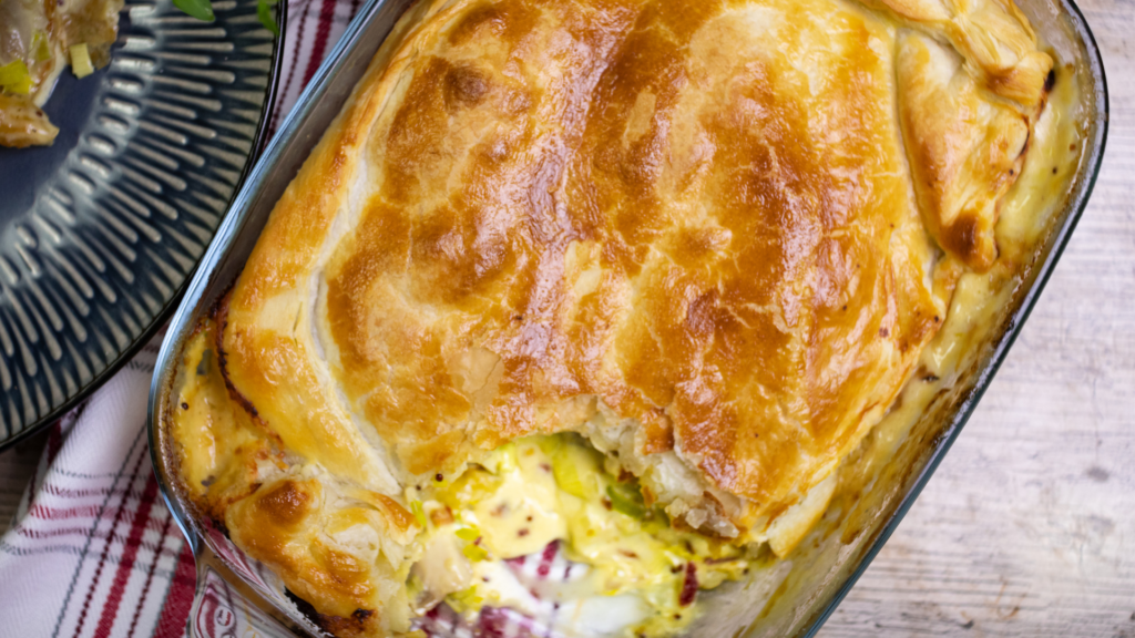 How to make a creamy Chicken and Leek Pie (Recipe) - Dining and Cooking