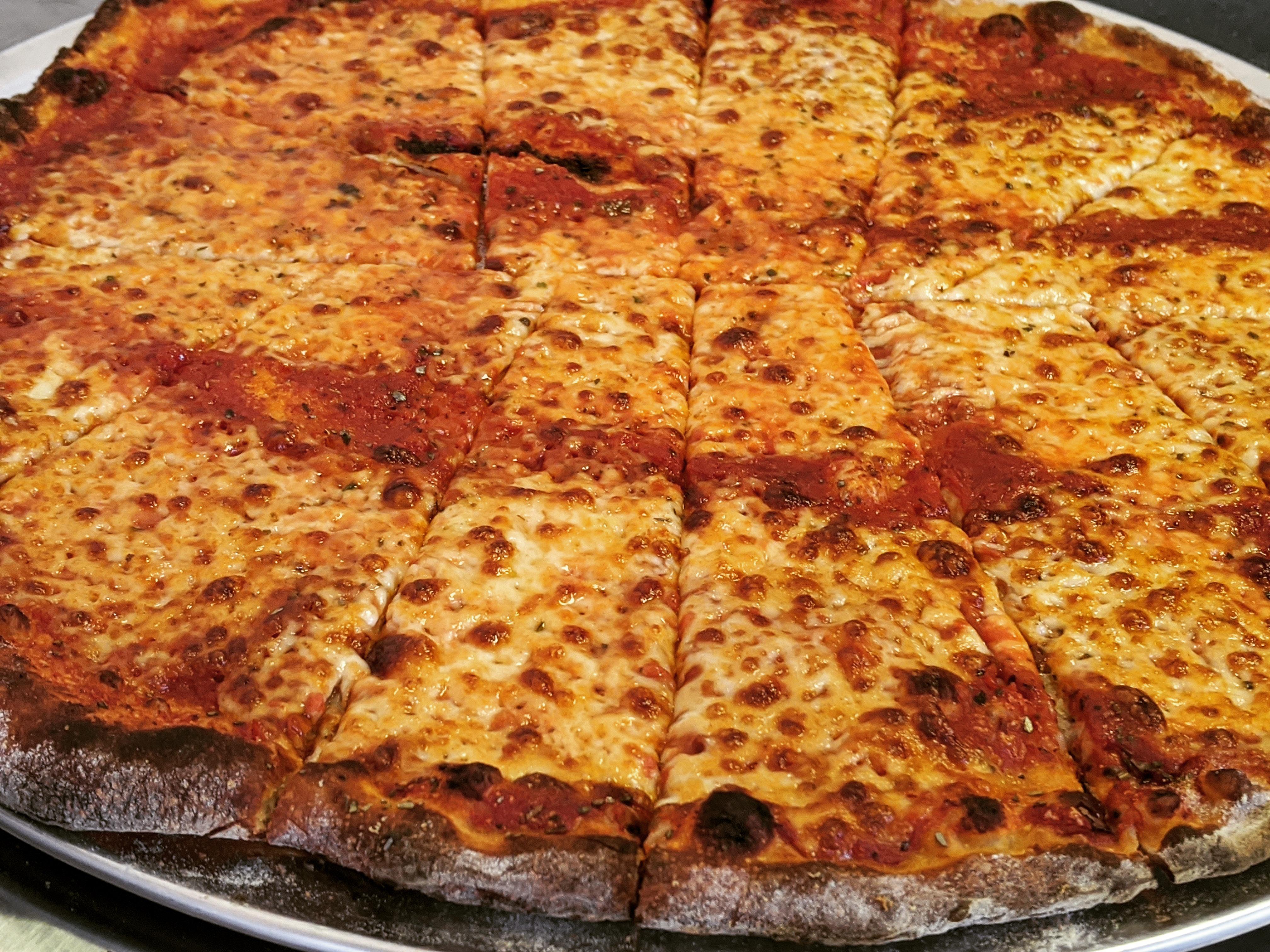 It's been a while since I made New Haven style Ah'pizz. - Dining and ...