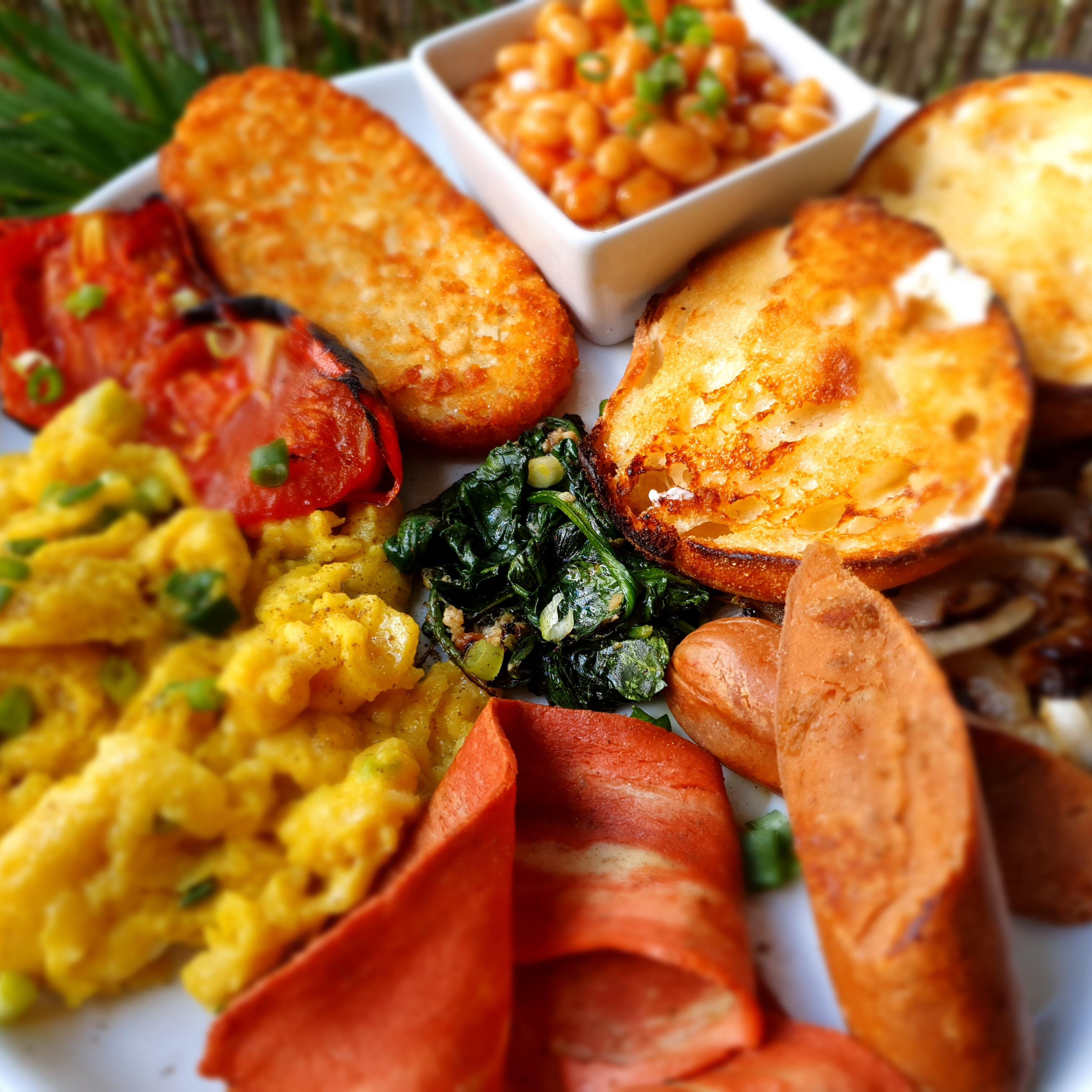 I was very hungry. - Dining and Cooking