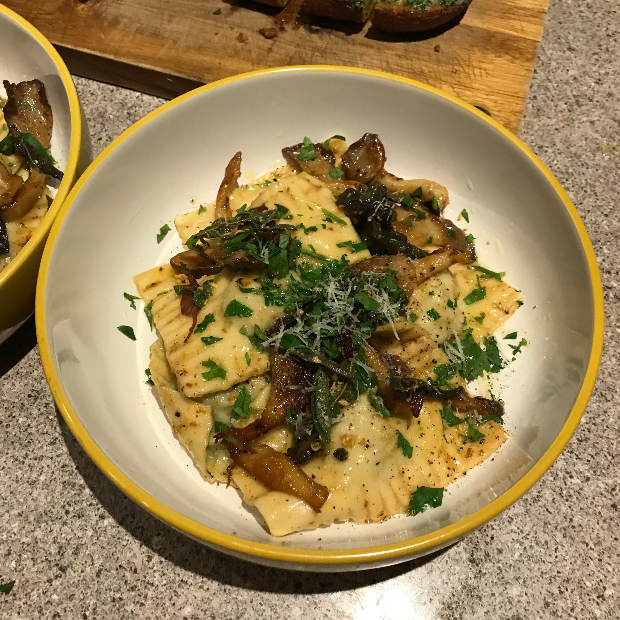 Ravi Ravi Ravi ravioli - Dining and Cooking