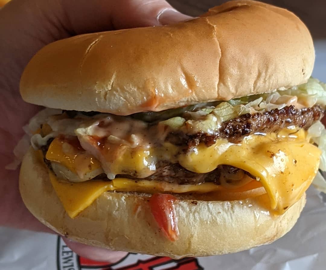 Triple burger triple cheese - Dining and Cooking