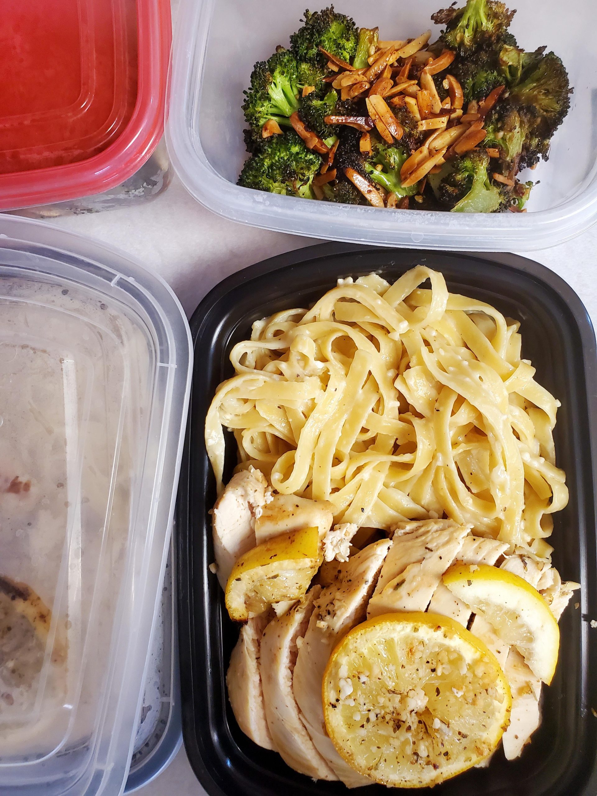 Surprising my girlfriend with meal prep for the rest of her work ...