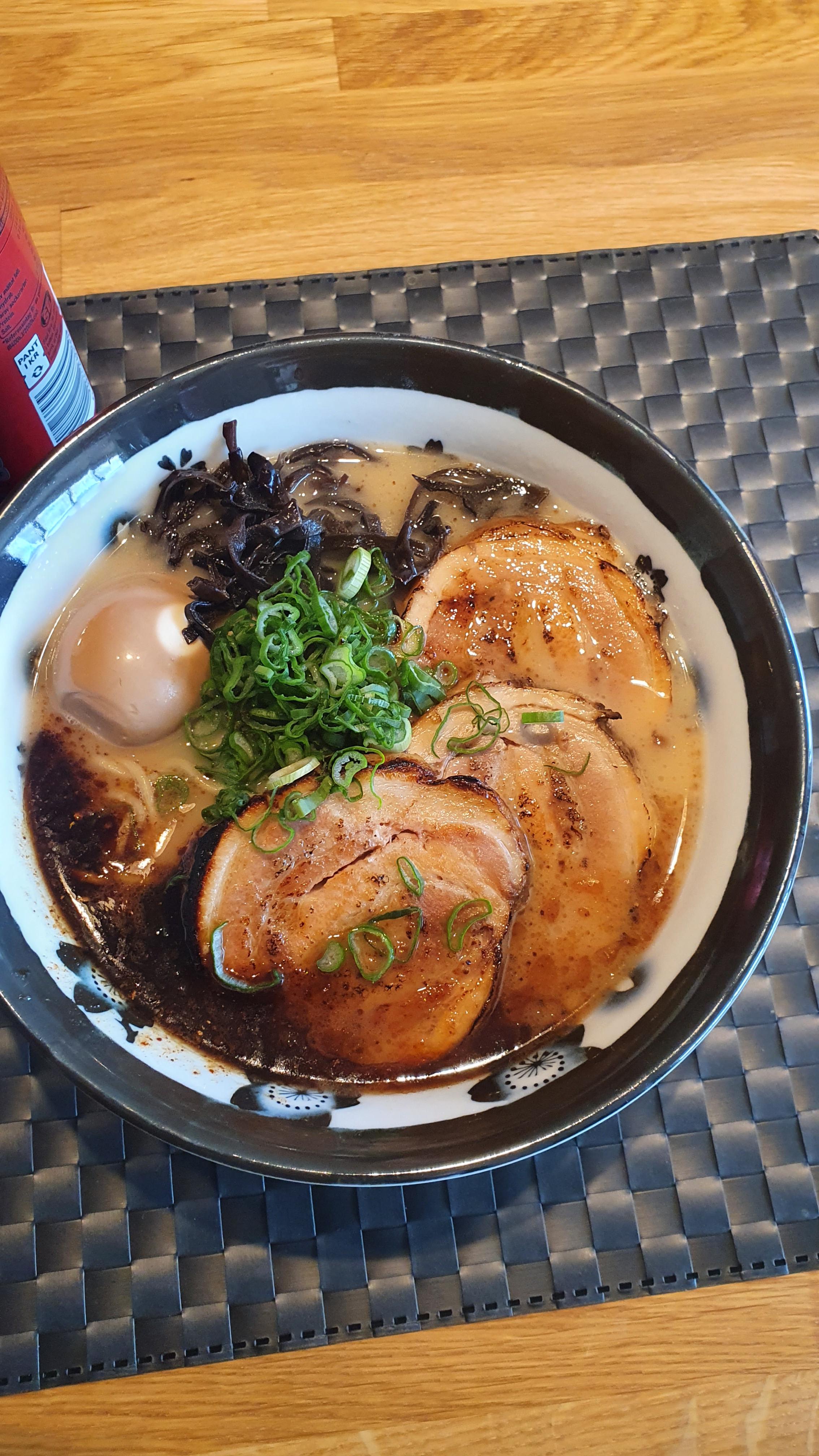 Here's a tonkotsu ramen with mayu(black garlic oil) that I made with 3 ...