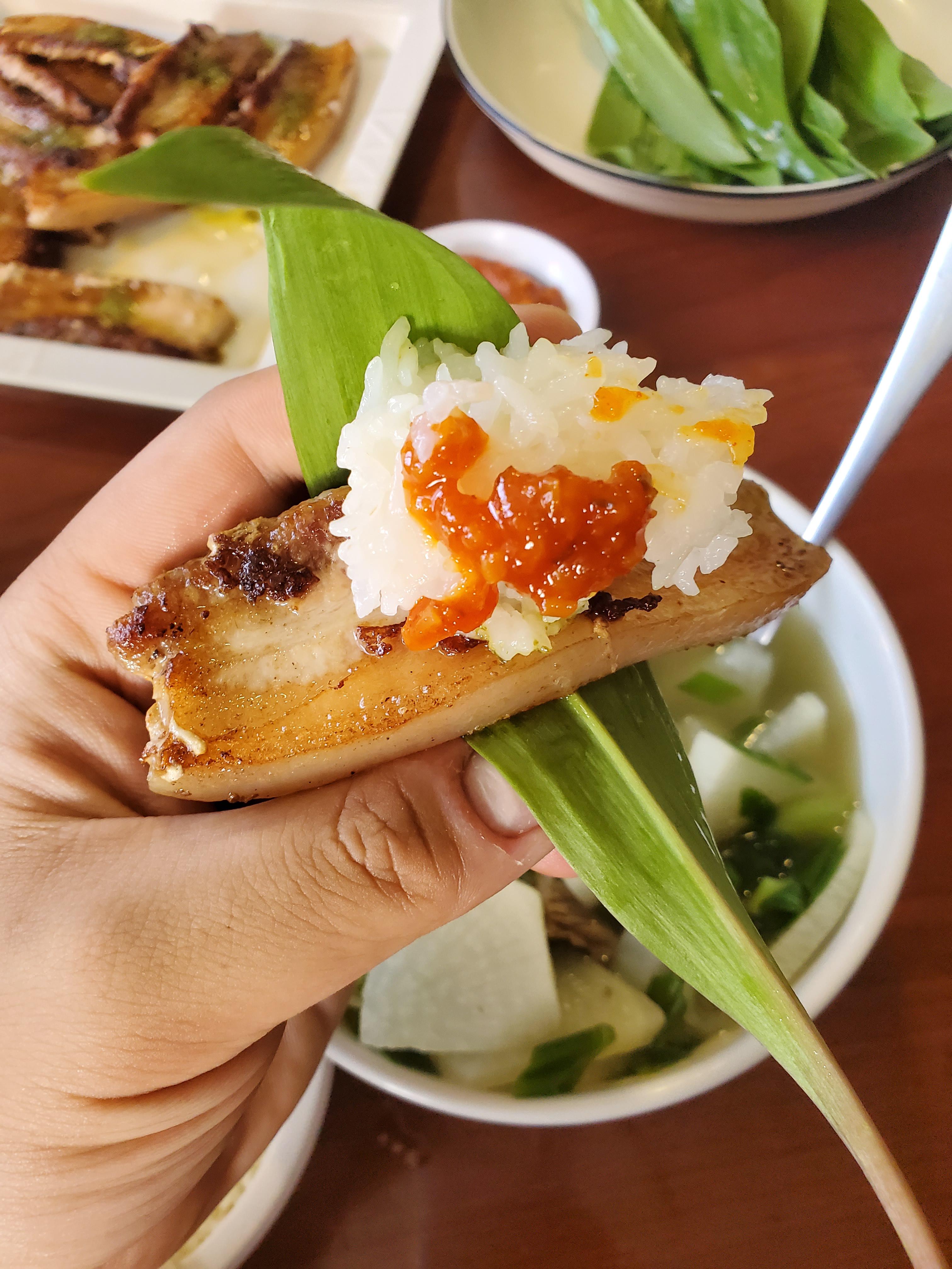 Wild ramps from the Ohio forest w/ a good old fashioned 삼겹살 - Dining ...