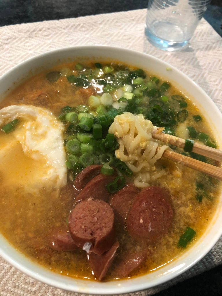 Instant Kimchi Ramyun with egg, sausage and scallion - Dining and Cooking