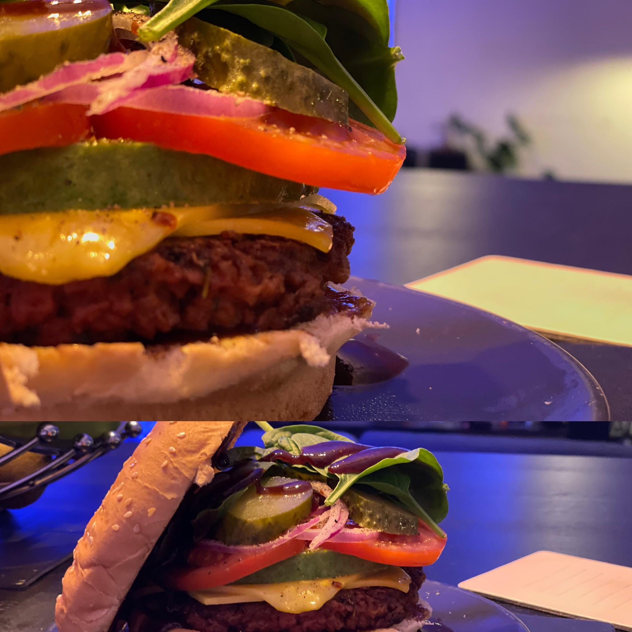 Burger - Patty from scratch - Dining and Cooking