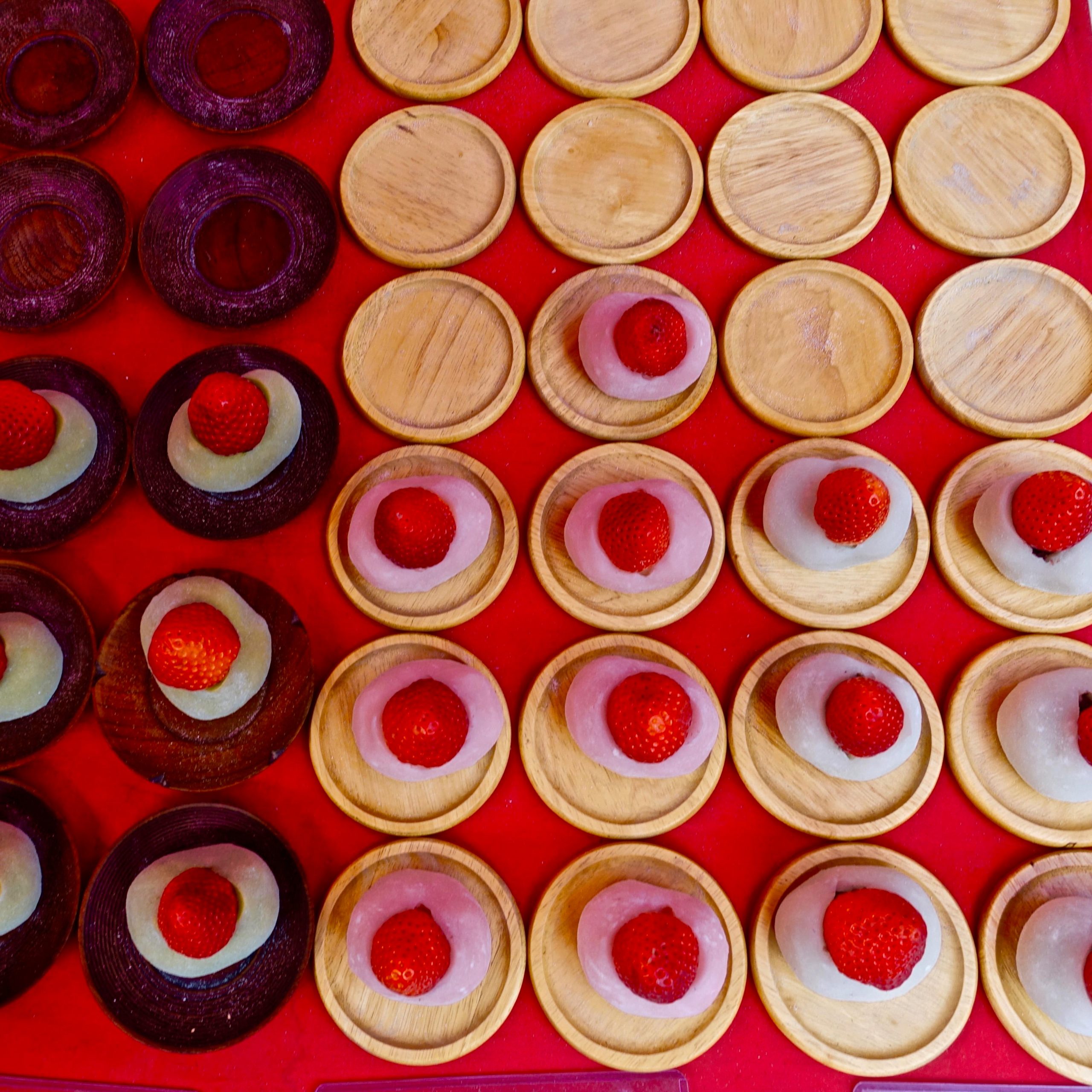 Mochi display at Fushimi-Inari, in Kyoto. I loved the presentation ...