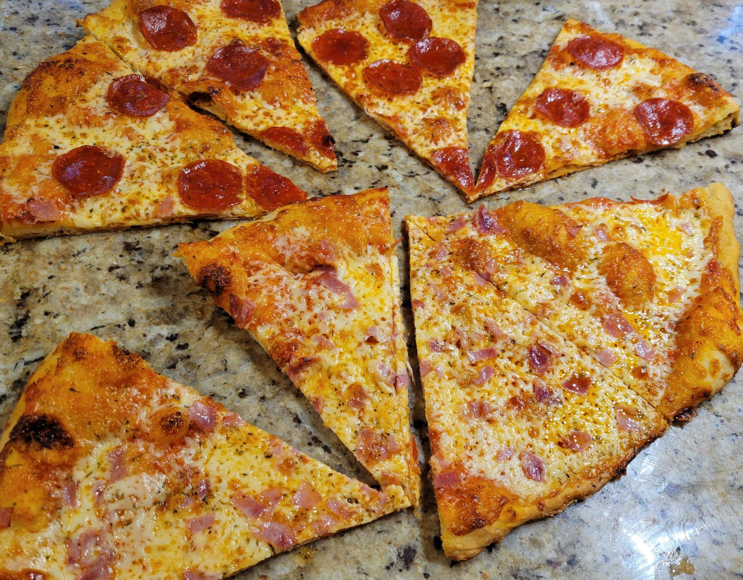 Half pepperoni half ham. - Dining and Cooking