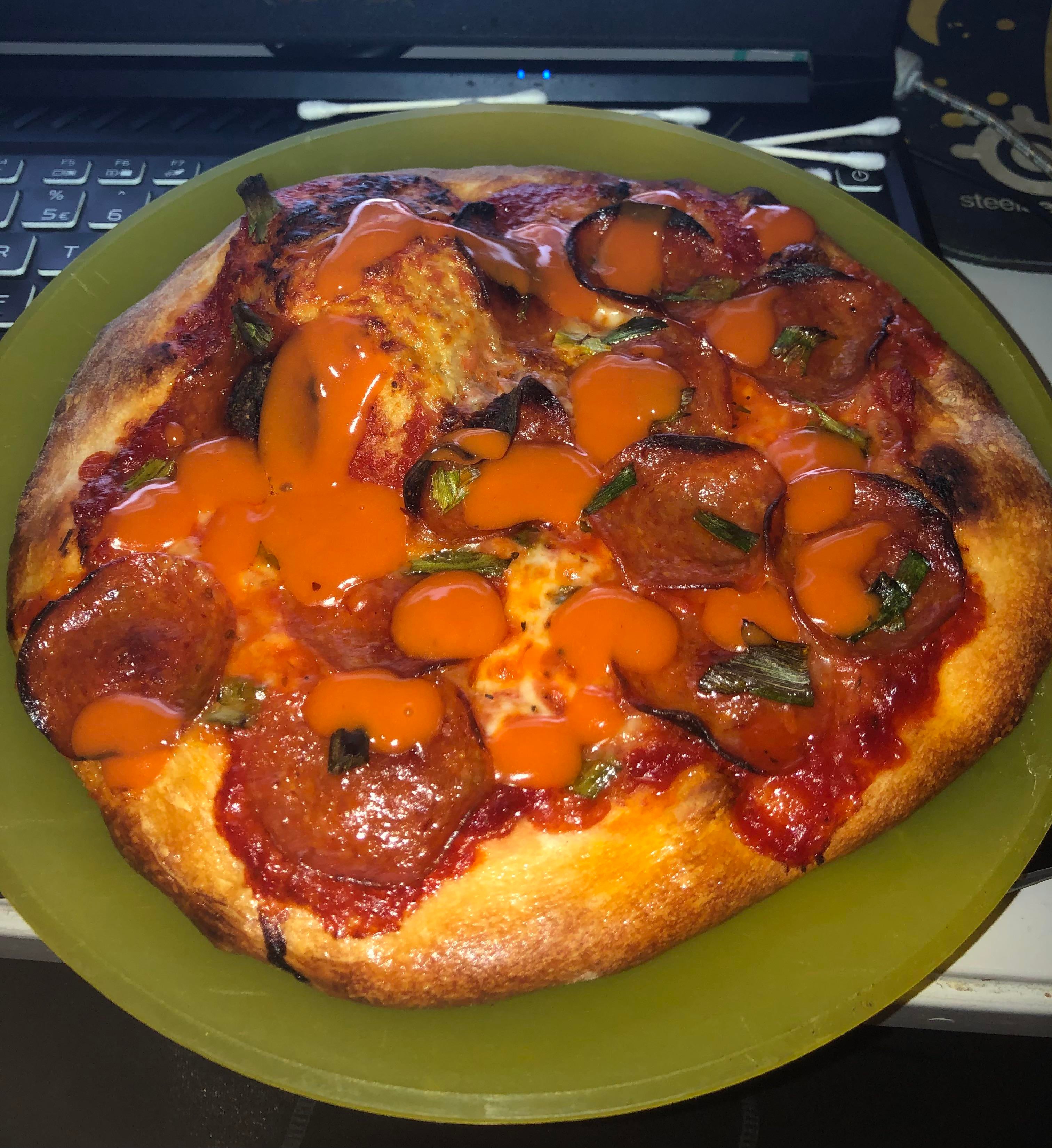 Zaza with spicy garlic sauce - Dining and Cooking