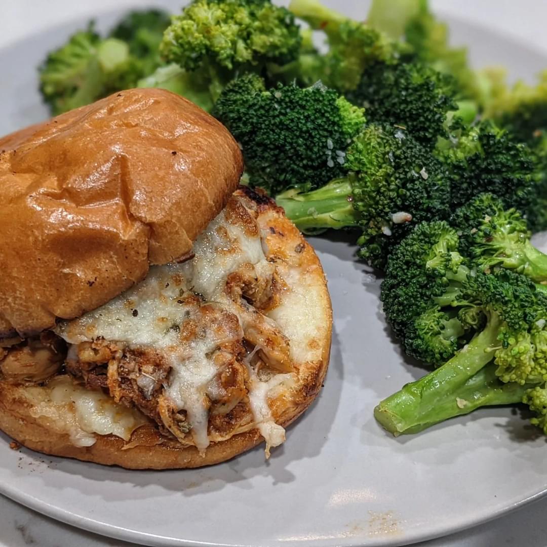 Italian Pulled Chicken Sandwiches and Garlic Lemon Broccoli. - Dining ...
