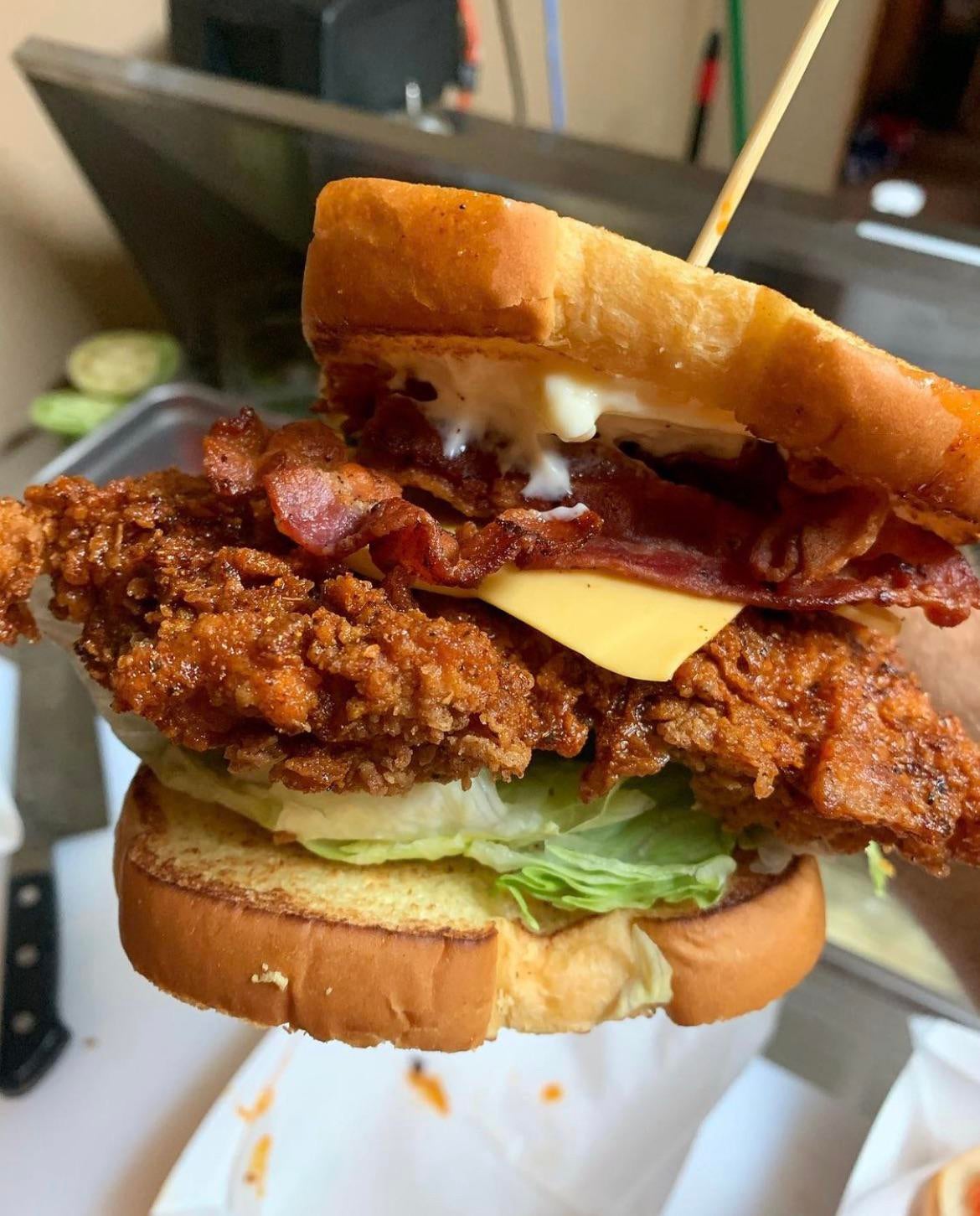Fried chicken club - Dining and Cooking
