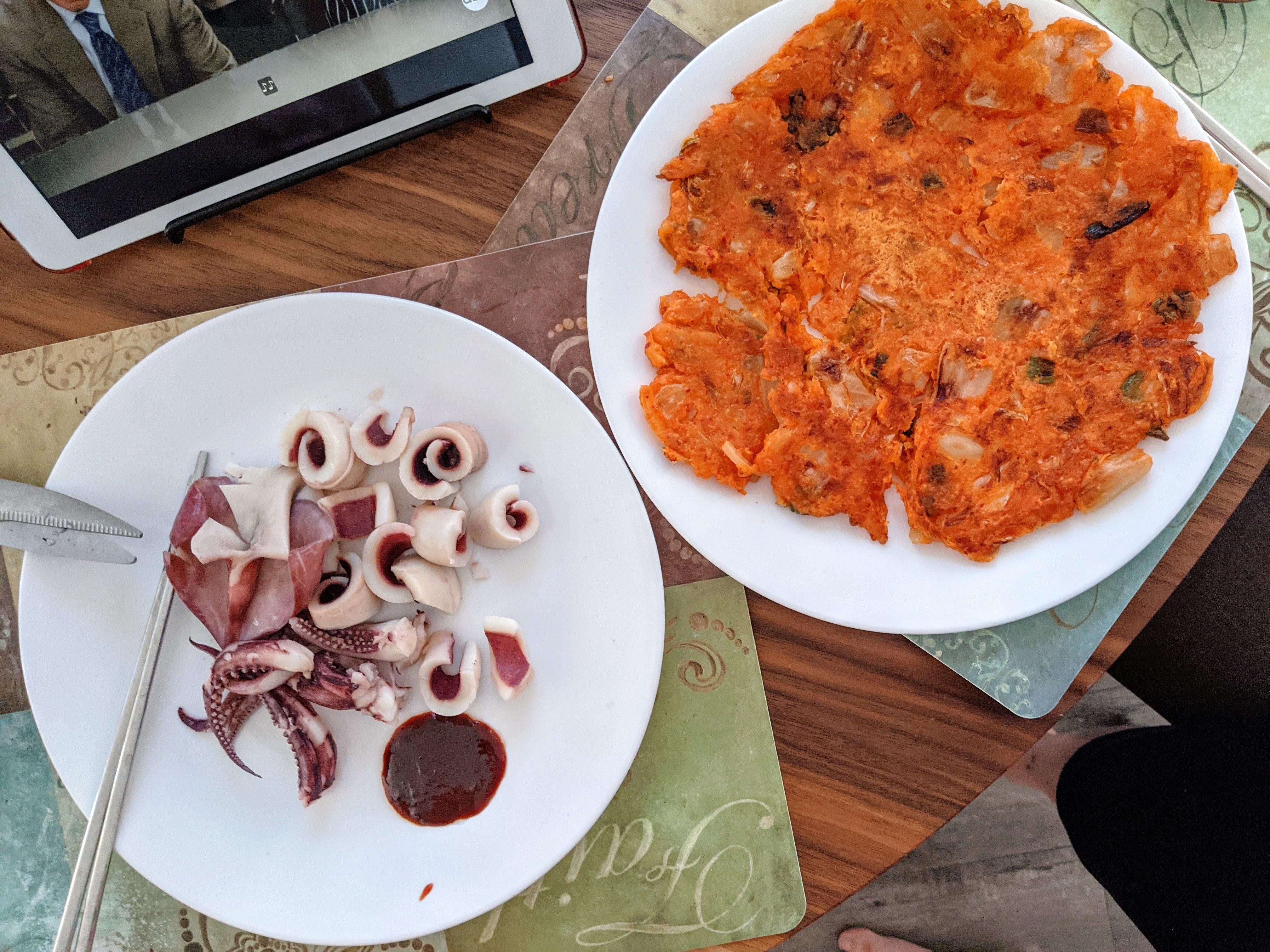Kimchi jeon and boiled squid with chojang - Dining and Cooking