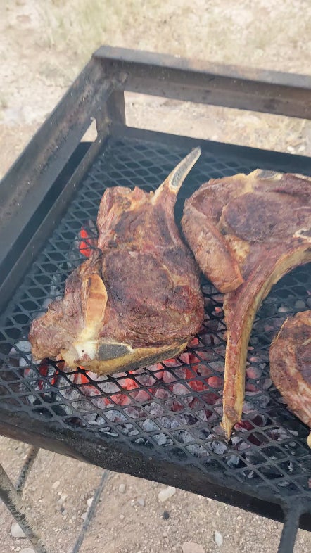 Camping? Good. Camping with Steaks? Veeeery good - Dining and Cooking