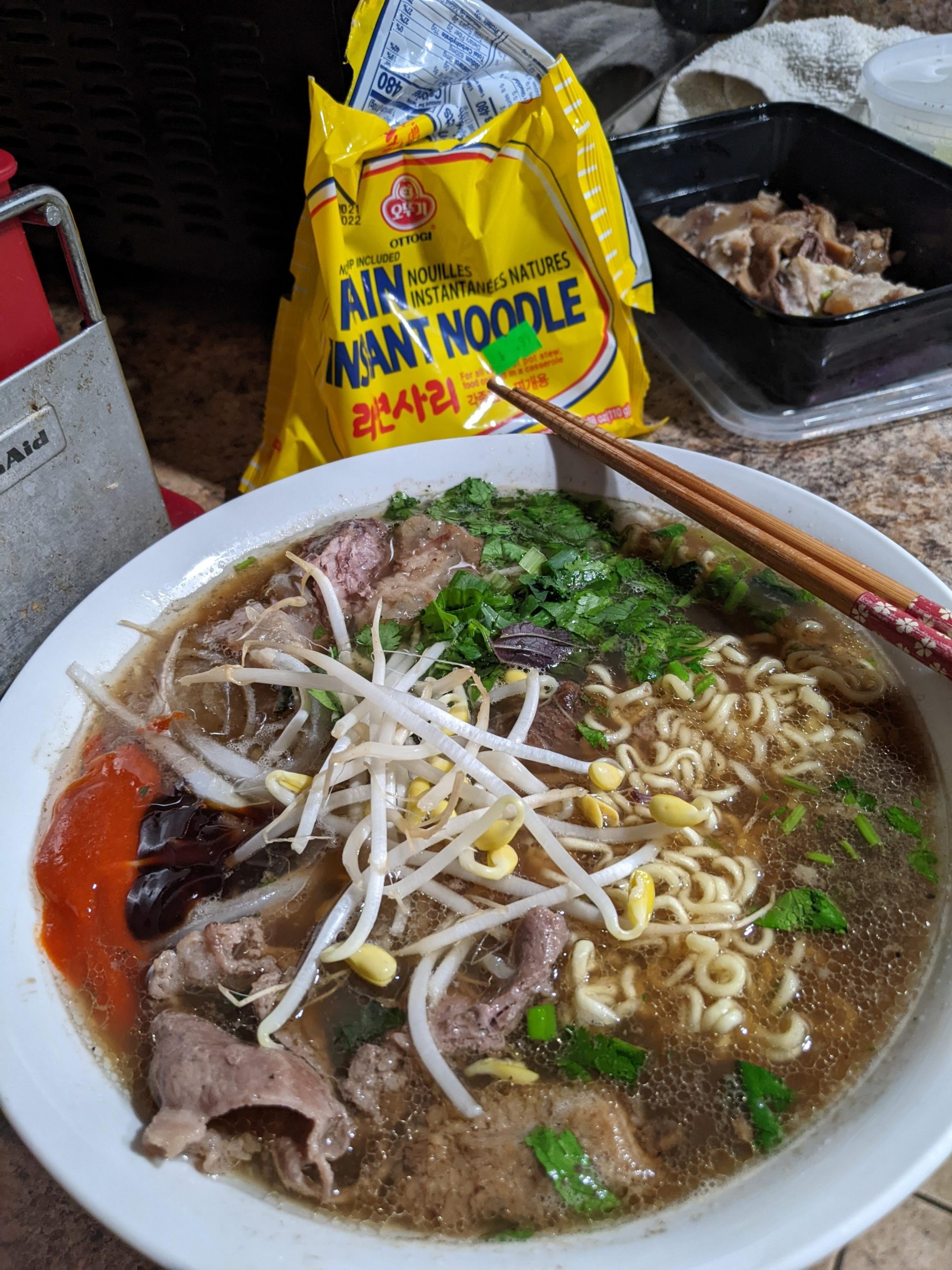 Cursed Ramen: I ran out of pho noodles and threw in instant ramen ...