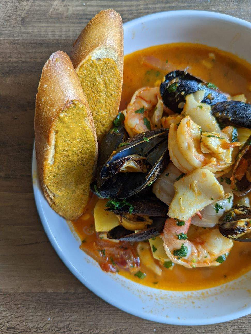 [Homemade] Bouillabaisse with Rouille - Dining and Cooking