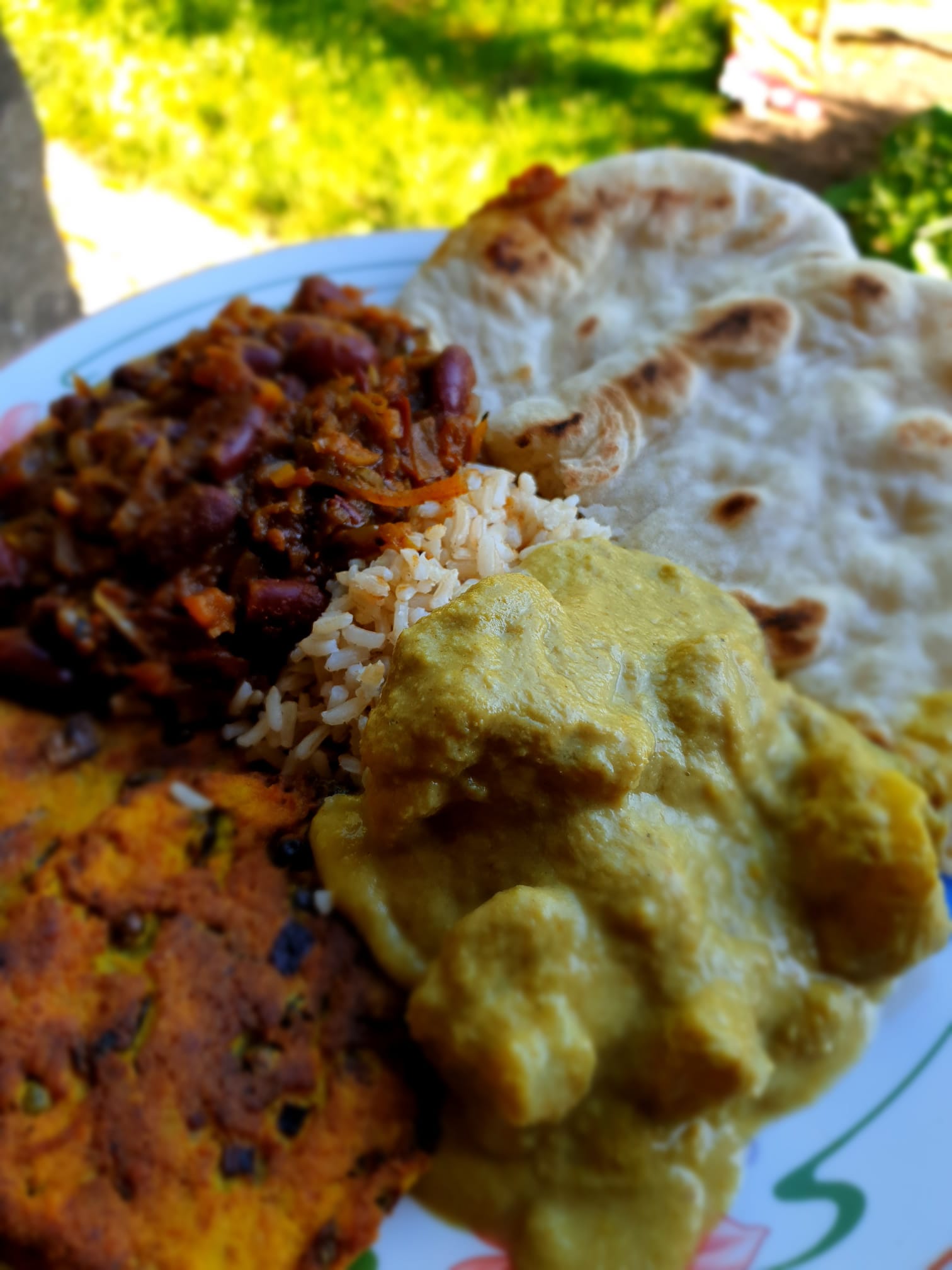 Rajma, Aloo Tikki, Cauliflower Korma, Rice & Naan - Dining and Cooking