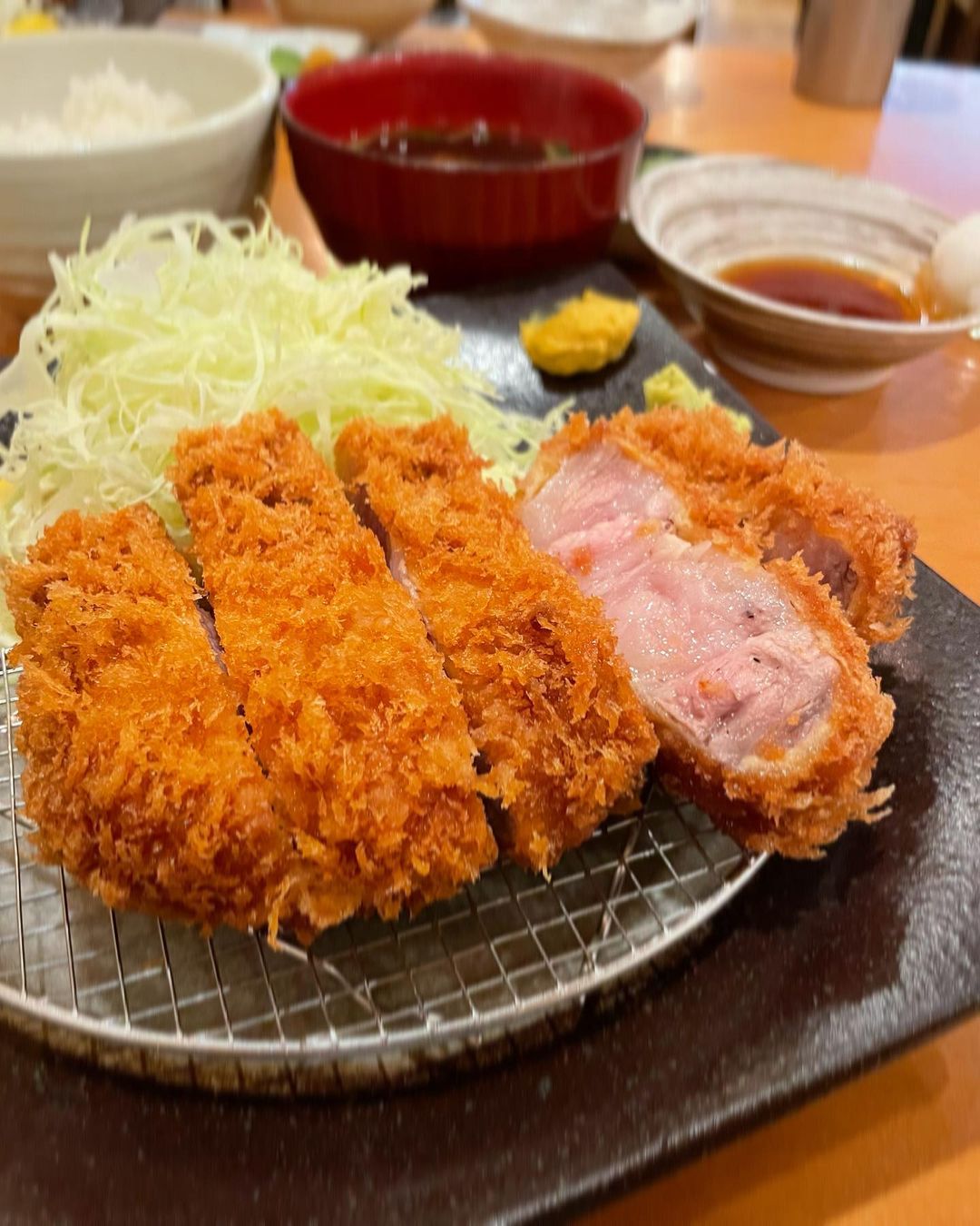 Super juicy pork cutlet (called Tonkatsu) - Dining and Cooking