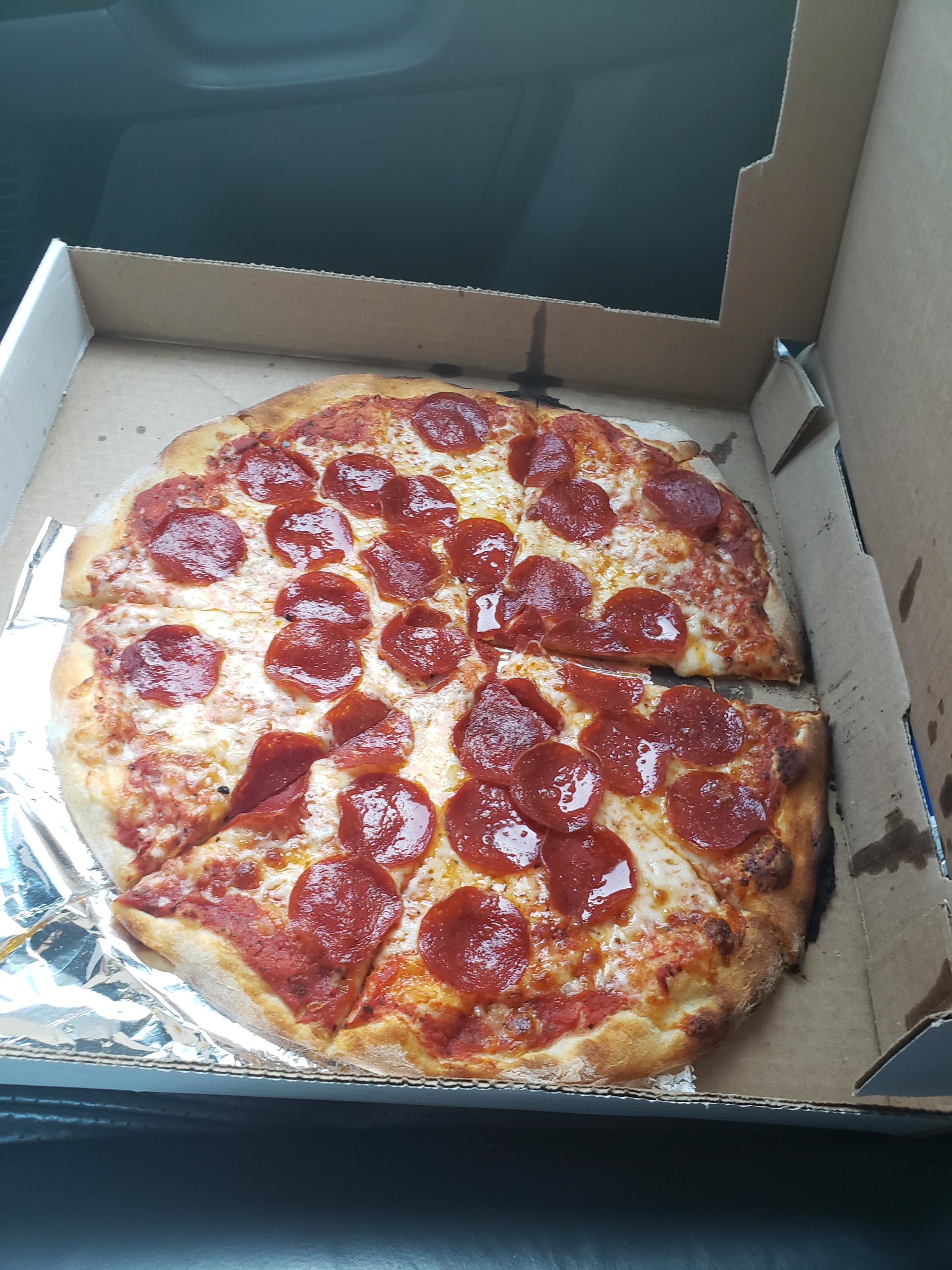 Classic pepperoni - Dining and Cooking