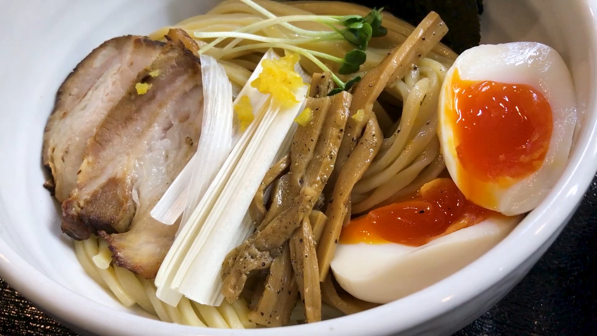 Tokusei Tsukemen | Menya Endо̄ (Monzen Nakacho, Tokyo) ー Beautiful ...