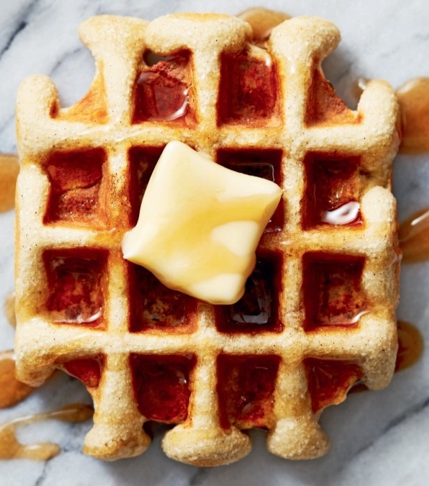 FLUFFY KETO WAFFLES - Dining and Cooking FLUFFY KETO WAFFLES - Dining and Cooking