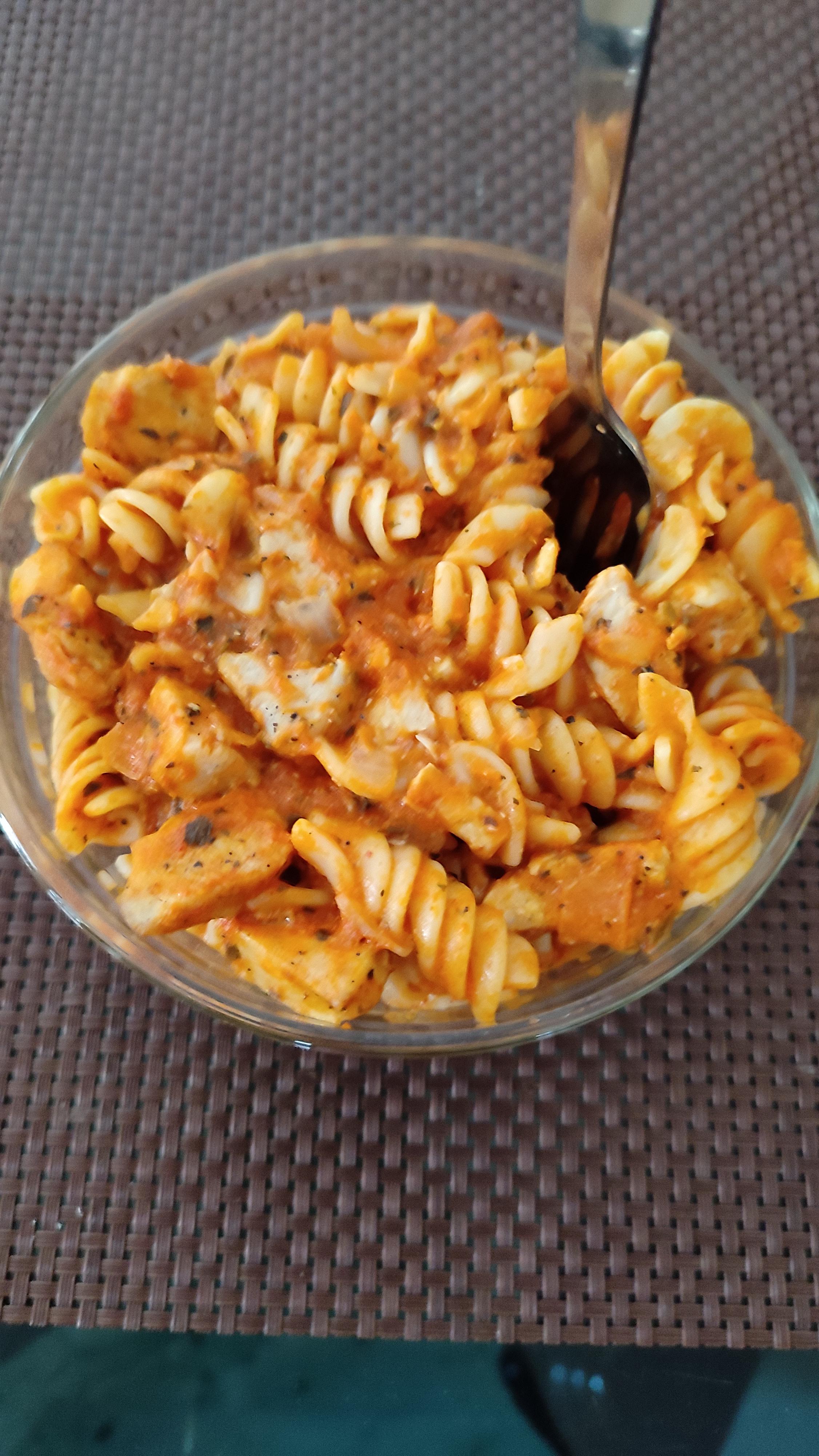(homemade) Fusilli in Arrabbiata sauce - Dining and Cooking