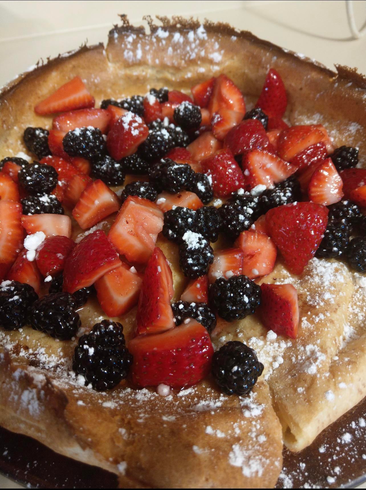 Puff Pancake with Fruit - Dining and Cooking