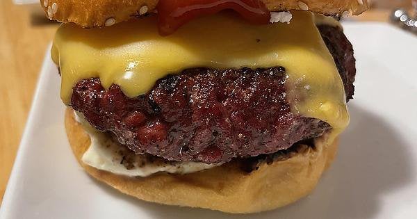 Ground Chuck Burger + Egg - Dining and Cooking