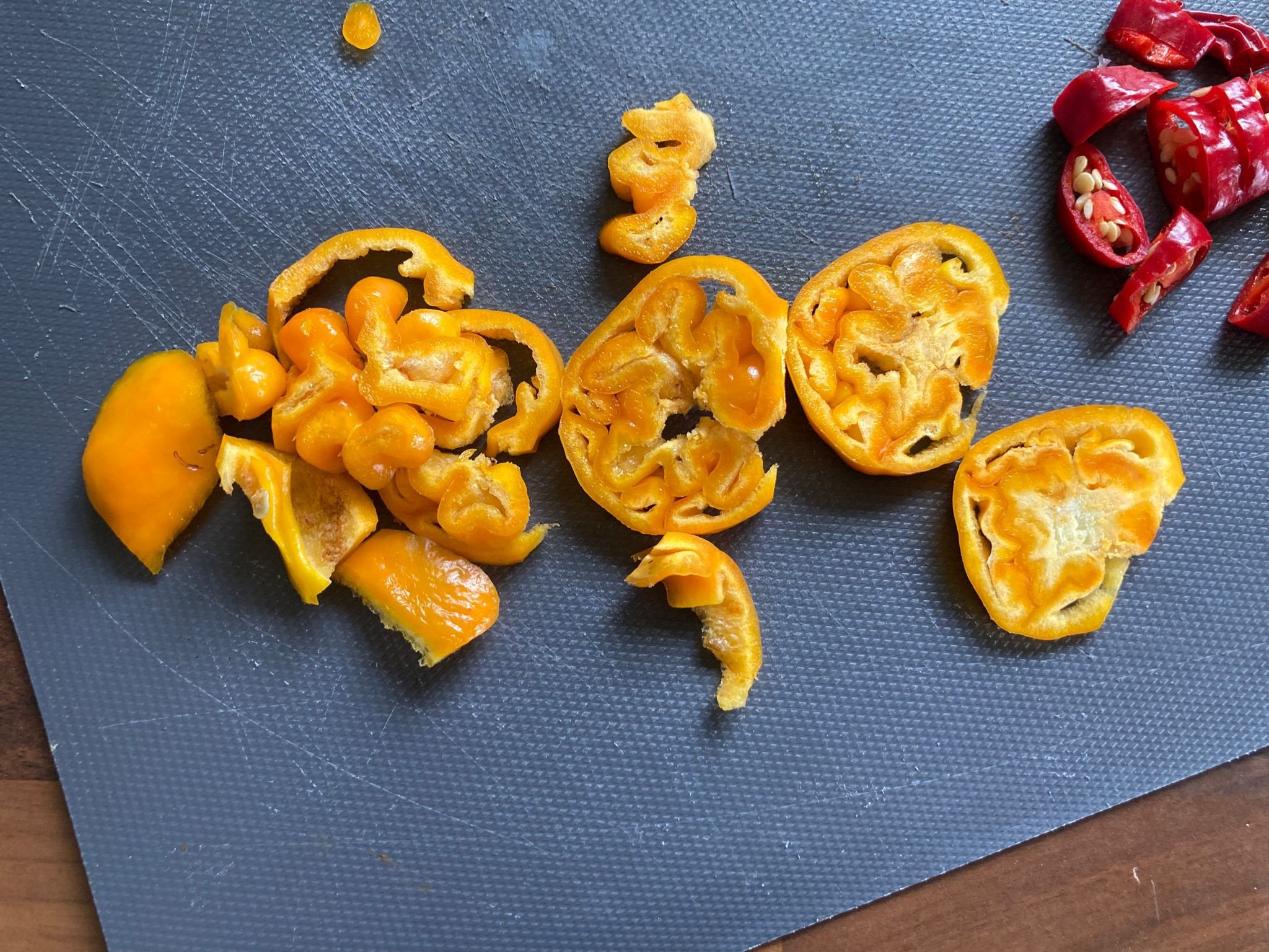 Instead of seeds, my pepper made more peppers inside. - Dining and Cooking