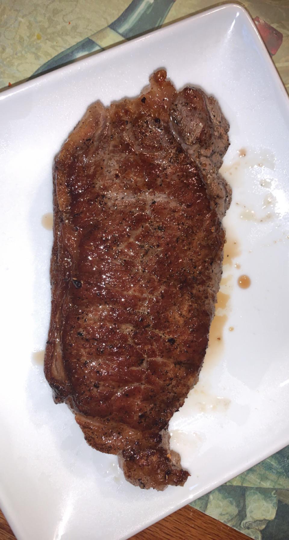 I hope y’all can appreciate a rare/blue rare steak. That’s how i like ...