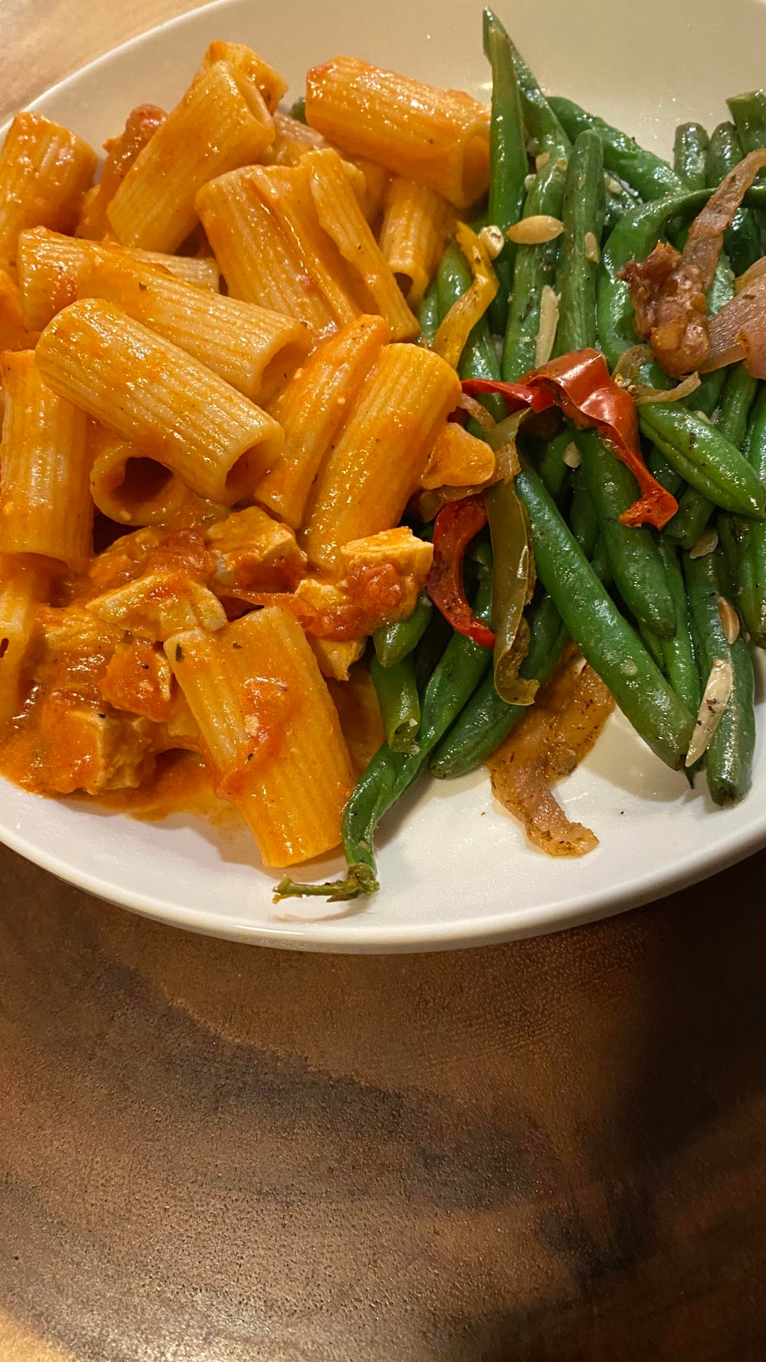 Rigatoni Vegan Chik’n and Green Beans - Dining and Cooking