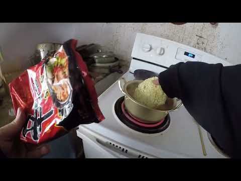 I made Budae Jjigae (Korean Army Base Stew) - Dining and Cooking