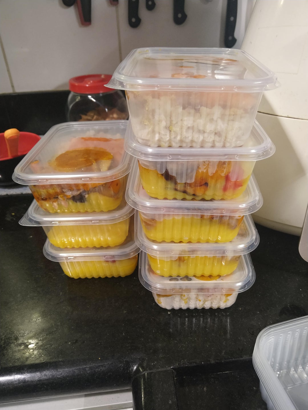 Been 2+ years without meal prepping. Love stacking the meal's container ...
